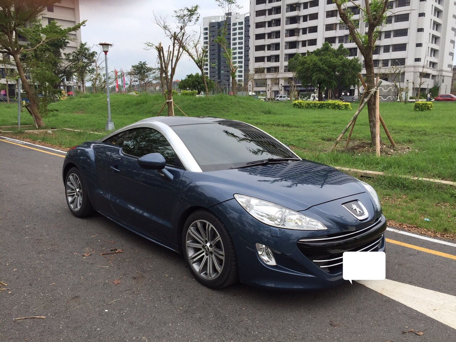 Peugeot RCZ 2011年二手車 118.8萬 高雄市- | 8891汽車