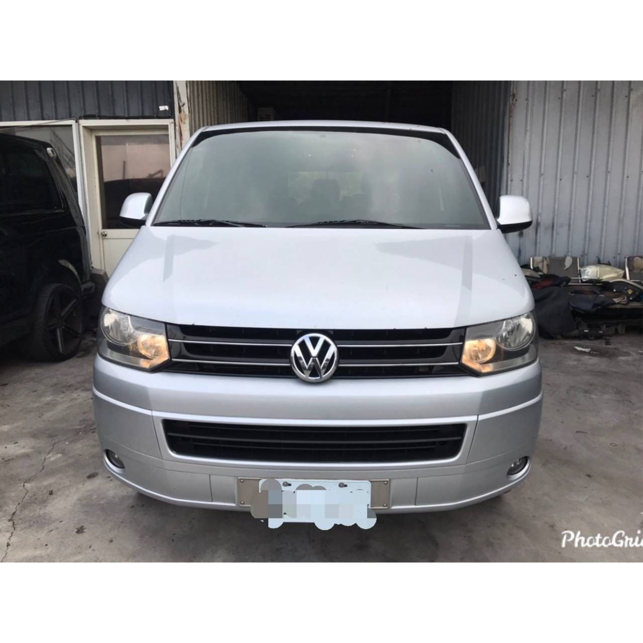 Volkswagen T5 Shuttle 2015年二手車 29.9萬 台中市-速巴路車業 | 8891汽車