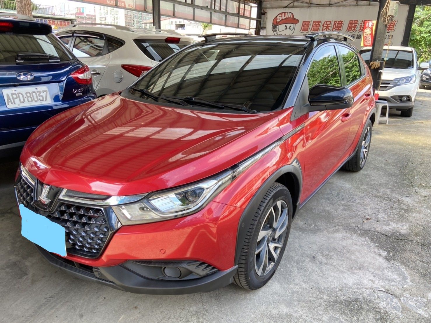 Luxgen U5 2017年二手車 32.8萬 桃園市-凱潔車庫 | 8891汽車