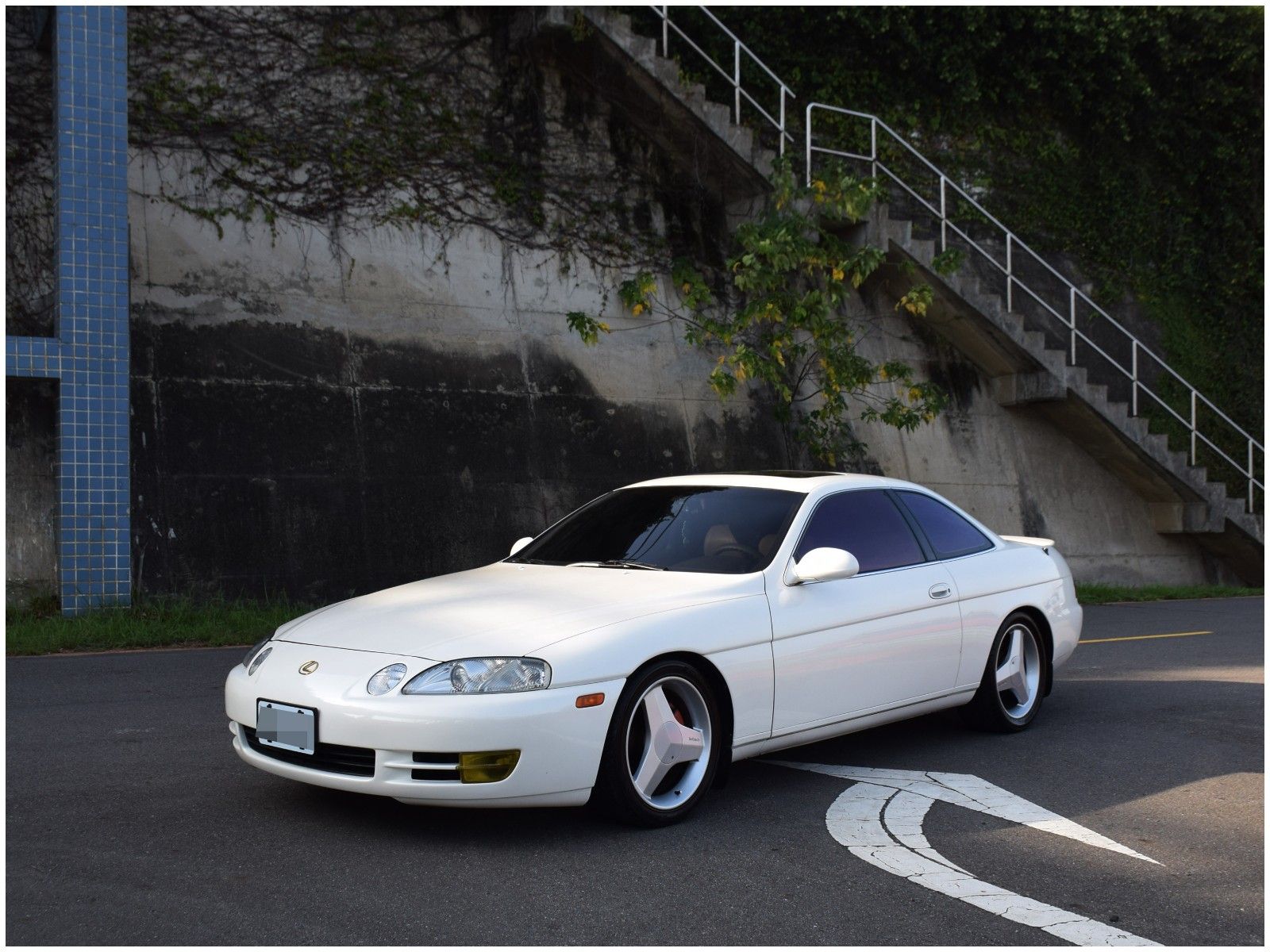 Lexus SC 1995年二手車 28.8萬 新北市-六六車庫 | 8891汽車