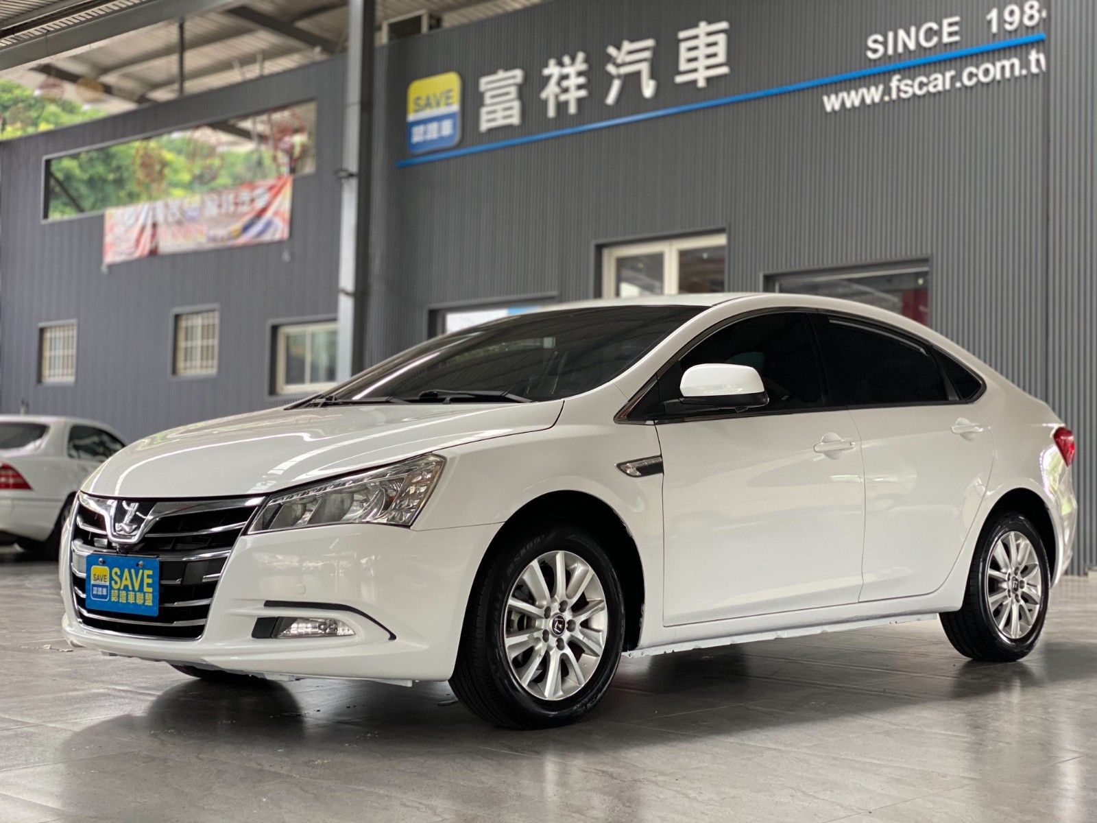 Luxgen 5 Sedan 2013年二手車 25.8萬 高雄市-富祥汽車SAVE旗艦 | 8891汽車
