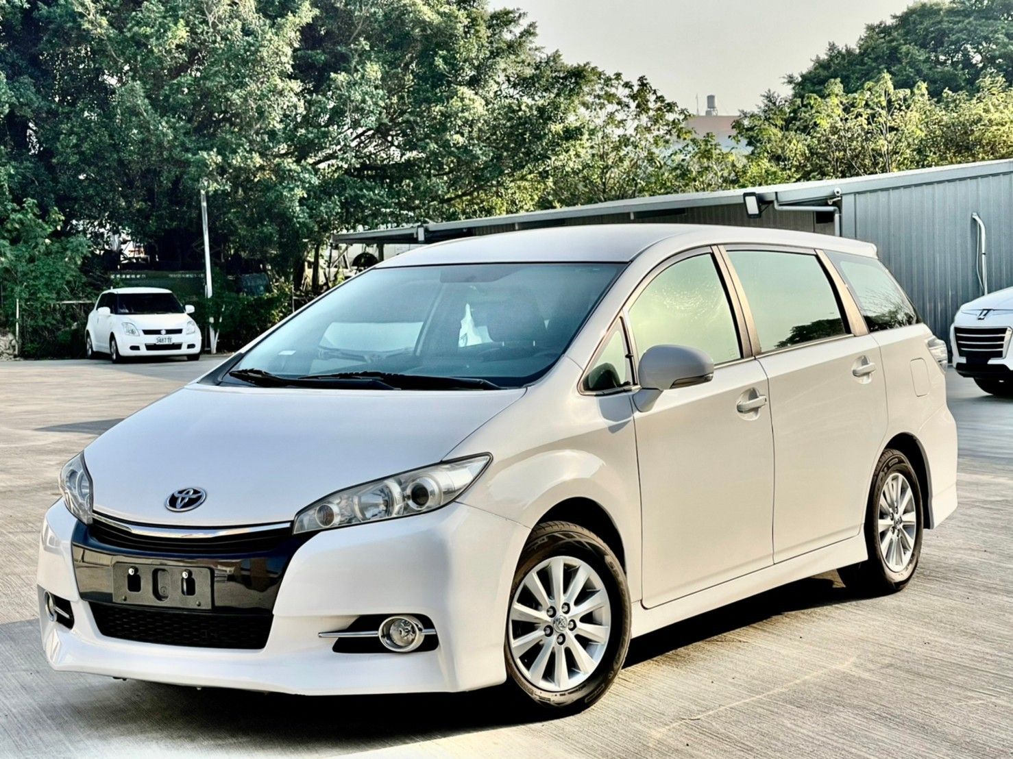 Toyota Wish 2014年二手車 16.8萬 桃園市-阿文の圓夢車坊 | 8891汽車