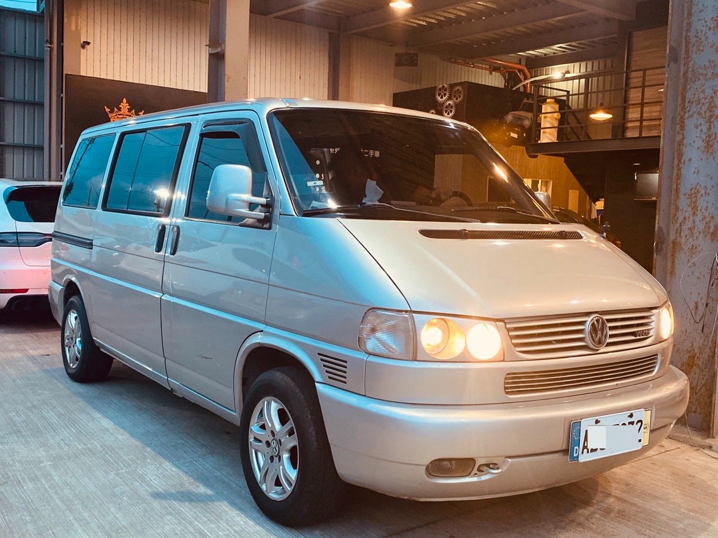 Volkswagen T4 VR6 2001年二手車 14.0萬 桃園市-小闕中古車 | 8891汽車