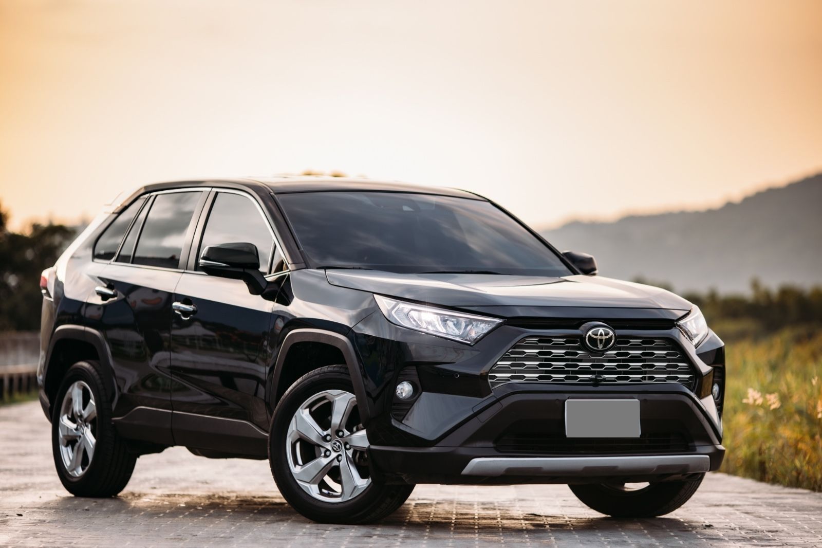 先進車業TOYOTA RAV4 2.0旗艦版ACC智能跟車 盲點 電尾門 免鑰匙【中古車(二手車)價格/圖片/配備/說明】 | 8891汽車