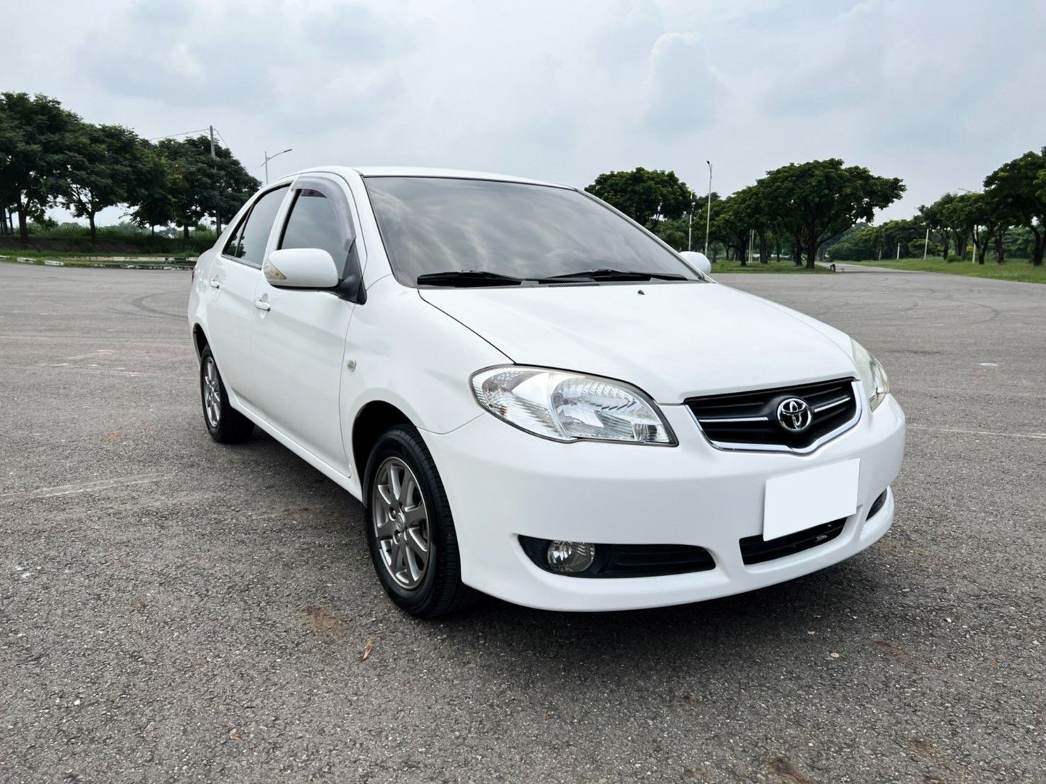 Toyota Vios 2013年二手車 14.5萬 屏東縣-歐豐汽車 | 8891汽車