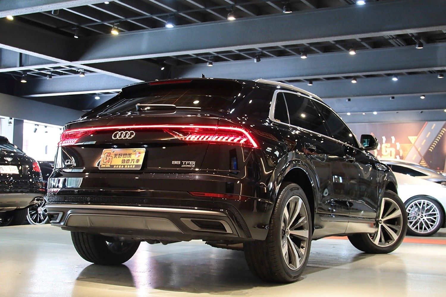 Audi Q8 2021年二手車 電洽 桃園市- | 8891汽車