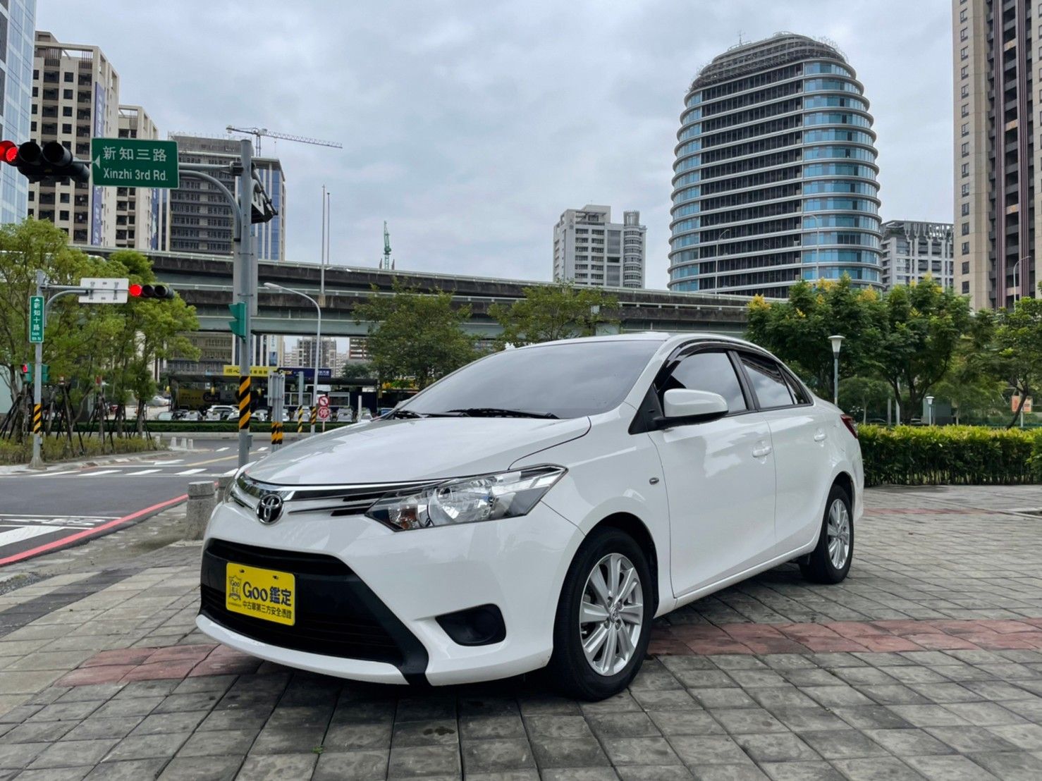 Toyota Vios 2015年二手車 32.8萬 新北市-肆驅販人-中古車 | 8891汽車