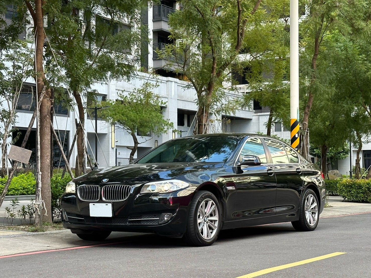 BMW 5-Series Sedan 2012年二手車 48.8萬 桃園市-丞飛車業 | 8891汽車
