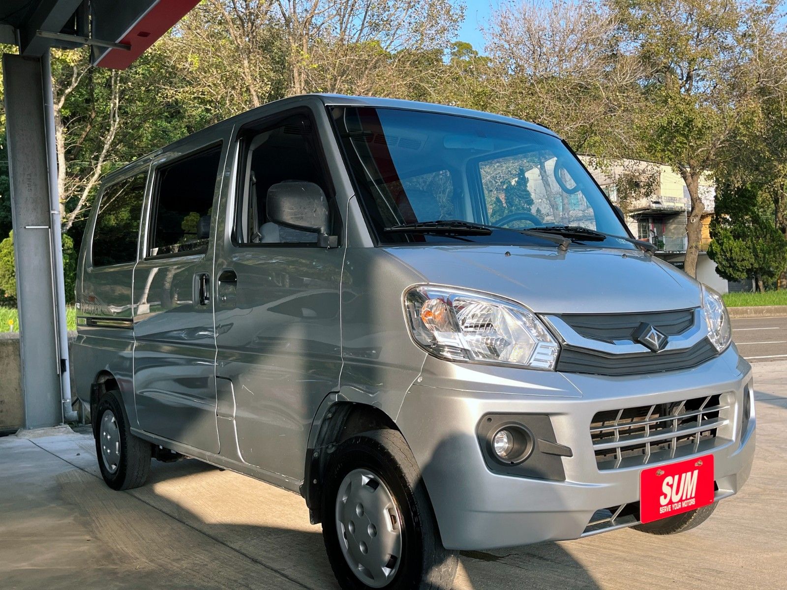 嚴選專區 - SUM新竹聯合＊頂規8人座客貨＊2WD汽油＊售後保固＊現車在店＊實車實價＊可全貸【中古車(二手車)價格/圖片/配備/說明 ...