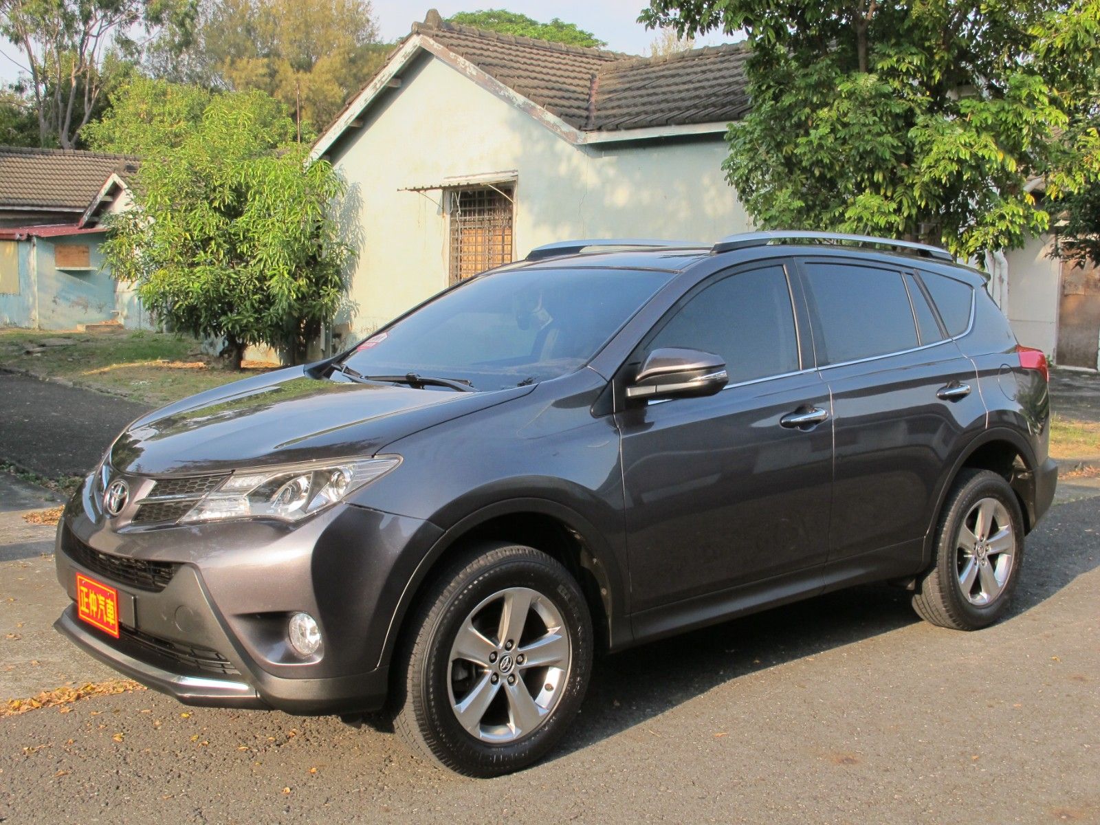 嚴選專區 - Toyota RAV4 2015年二手車 55.8萬 高雄市-正仲汽車 | 8891汽車