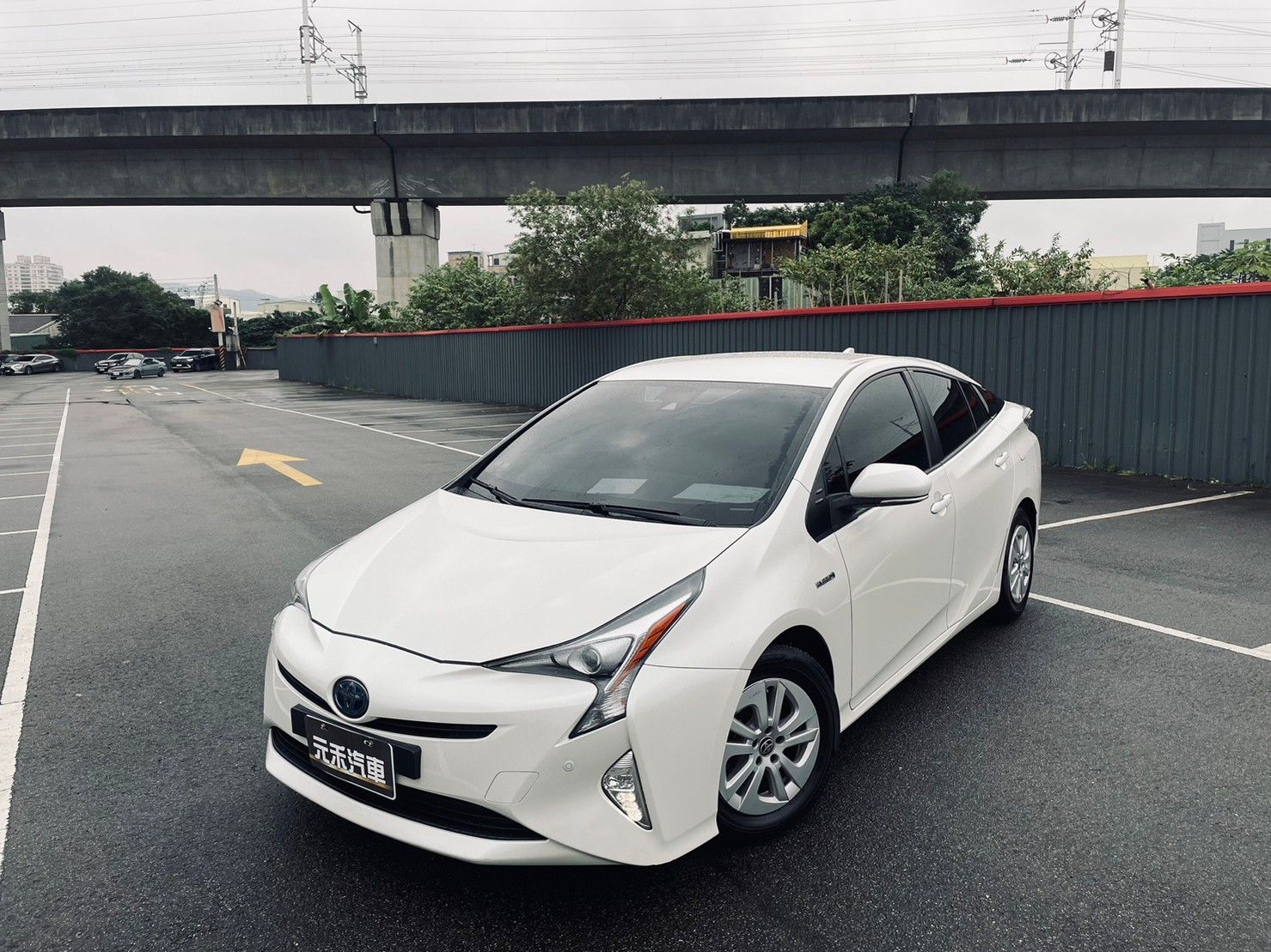 Toyota Prius 2016年二手車 65.8萬 新北市-小富・元禾汽車奇卡行 | 8891汽車