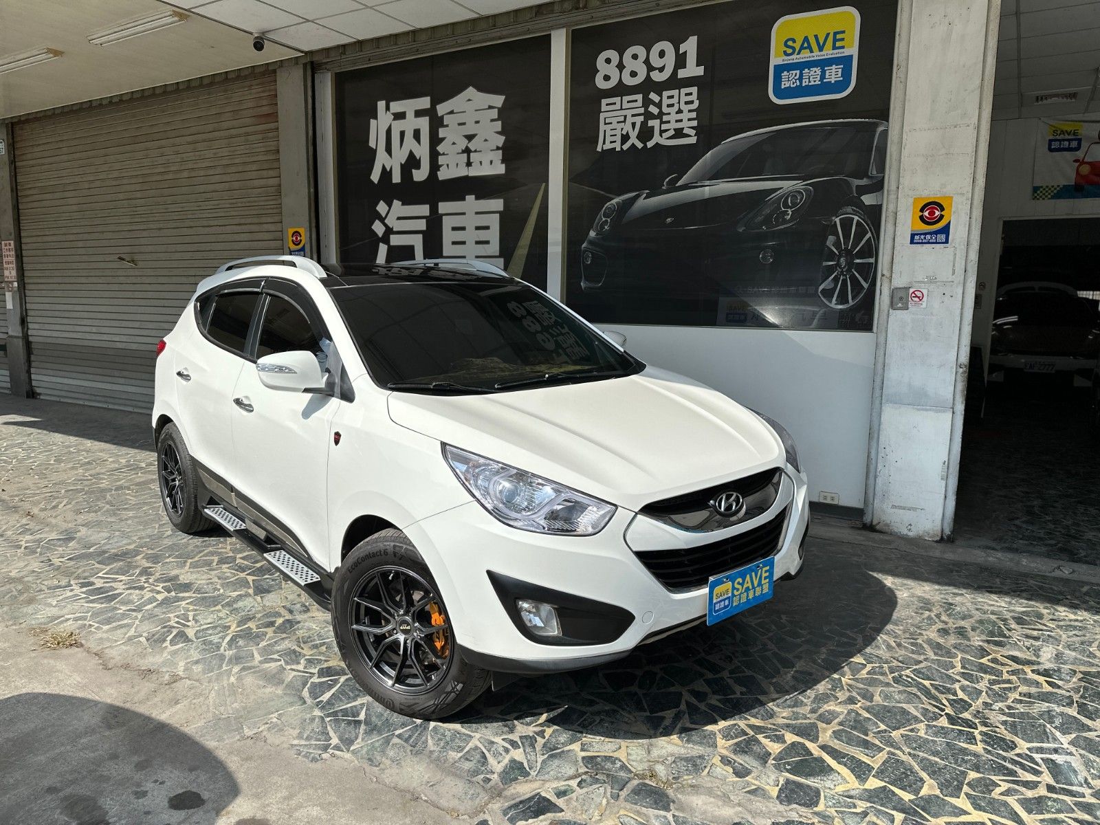 Hyundai ix35 2013年二手車 32.8萬 高雄市-SAVE炳鑫汽車 | 8891汽車