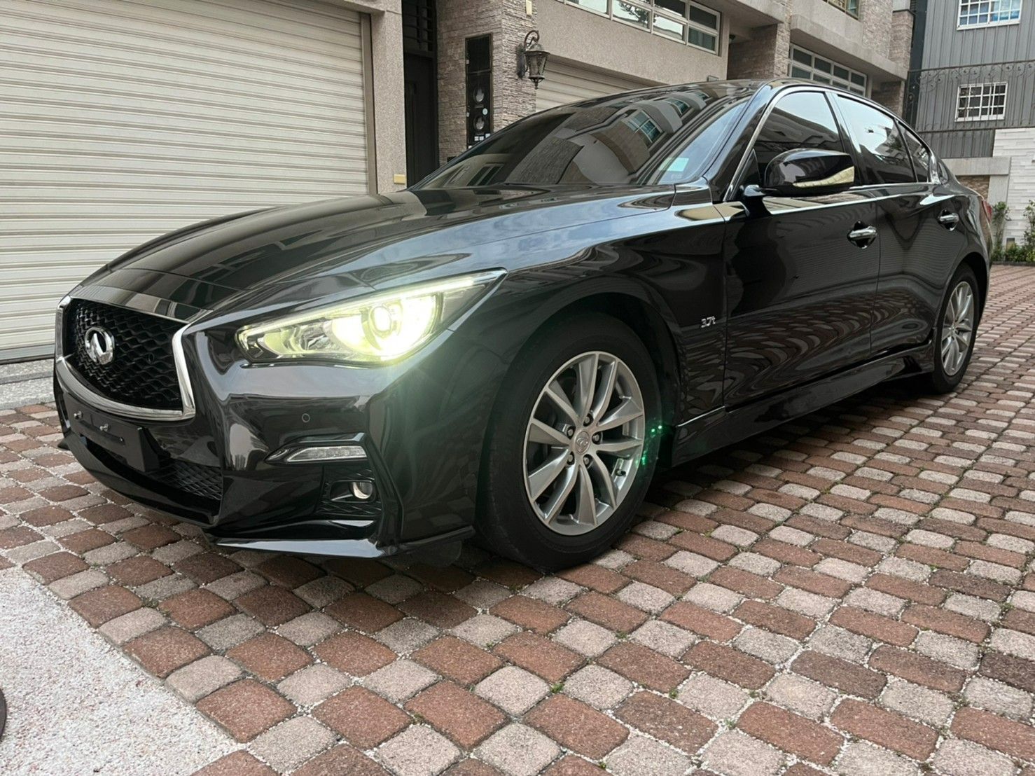 Infiniti Q50 2016年二手車 65.8萬 台南市- | 8891汽車