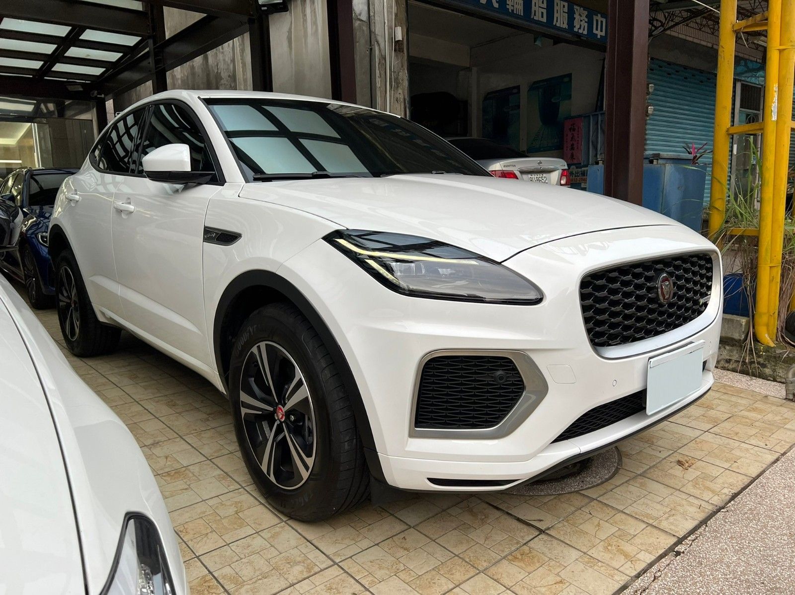 Jaguar E-Pace 2022年二手車 168.8萬 桃園市-阿倫精選車庫 | 8891汽車