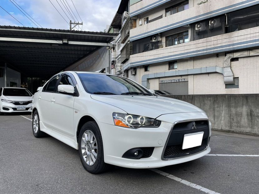 Mitsubishi Lancer Fortis 2014年二手車 29.8萬 新北市-阿愷優質車庫 | 8891汽車