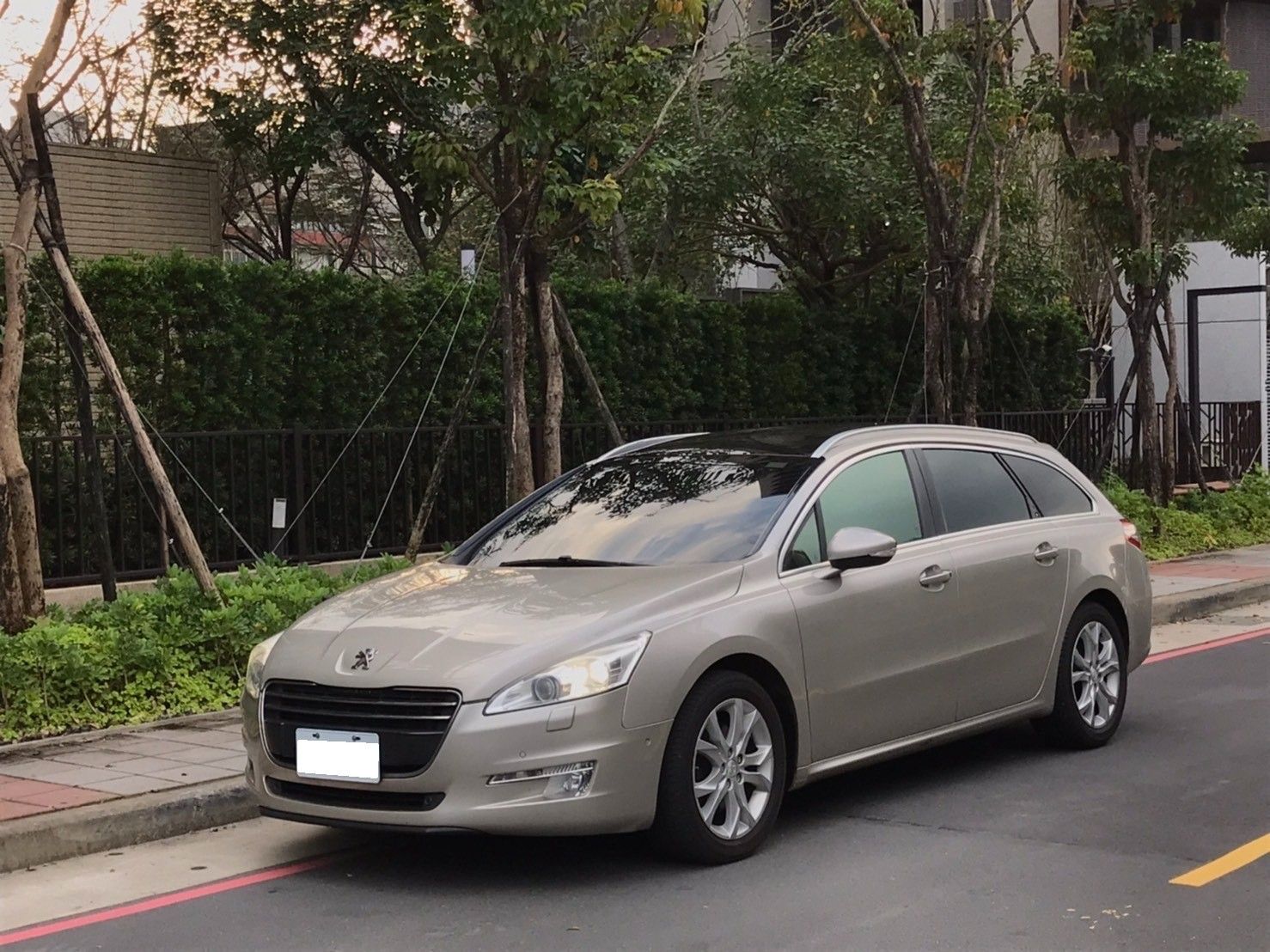 Peugeot 508 SW 2014年二手車 38.0萬 台北市- | 8891汽車