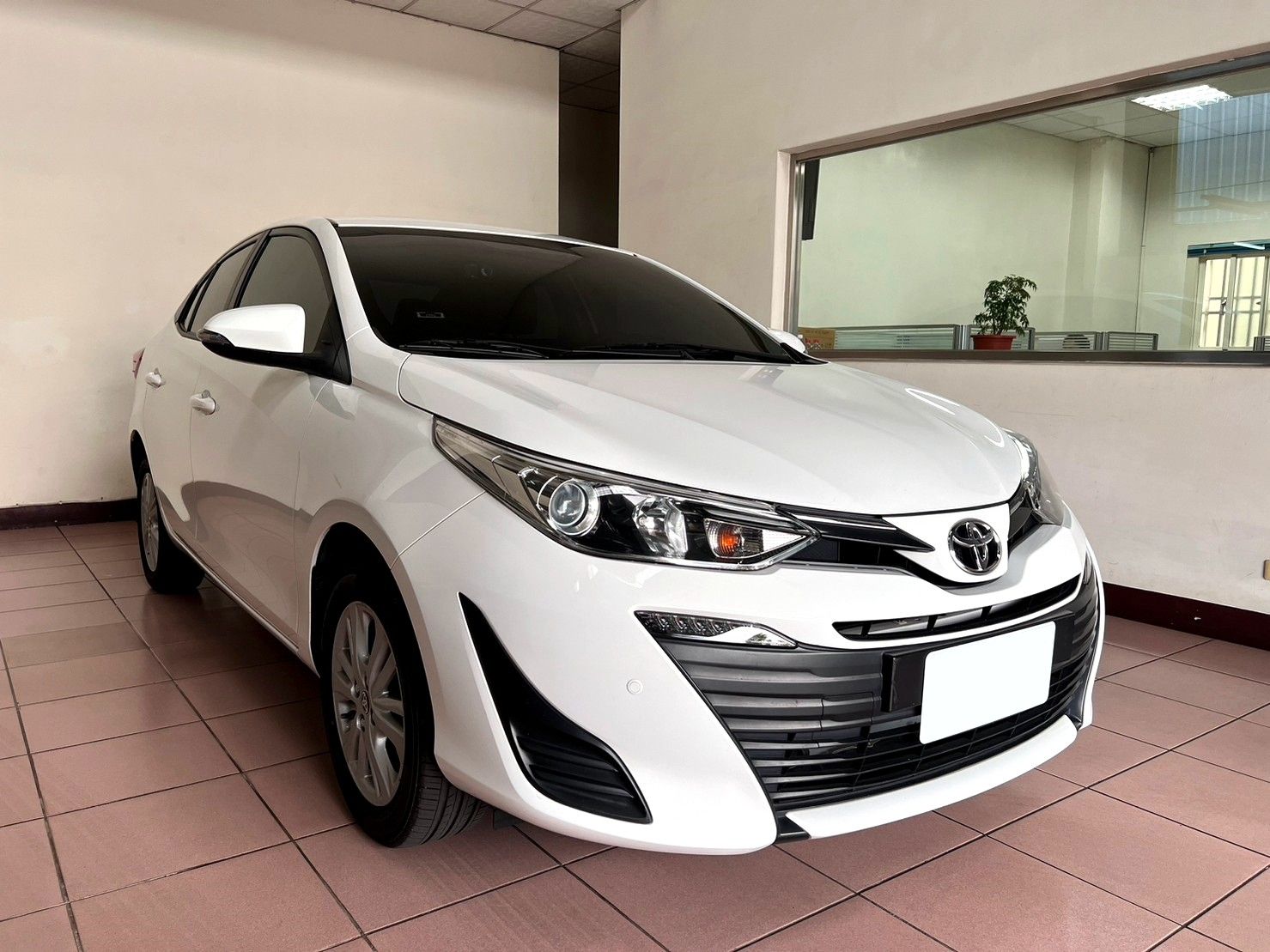 Toyota Vios 2020年二手車 29.8萬 台中市-興盛車業 | 8891汽車