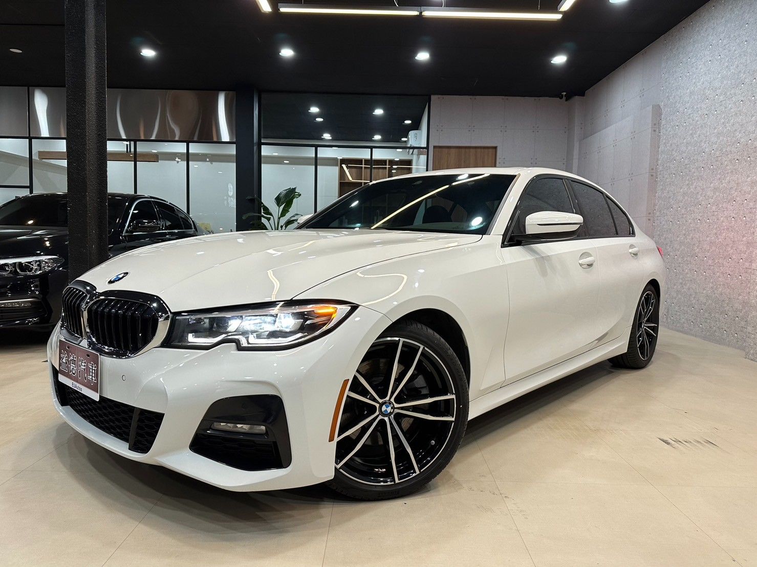 BMW 3-Series Sedan 2019年二手車 電洽 高雄市-益德汽車_EUA | 8891汽車
