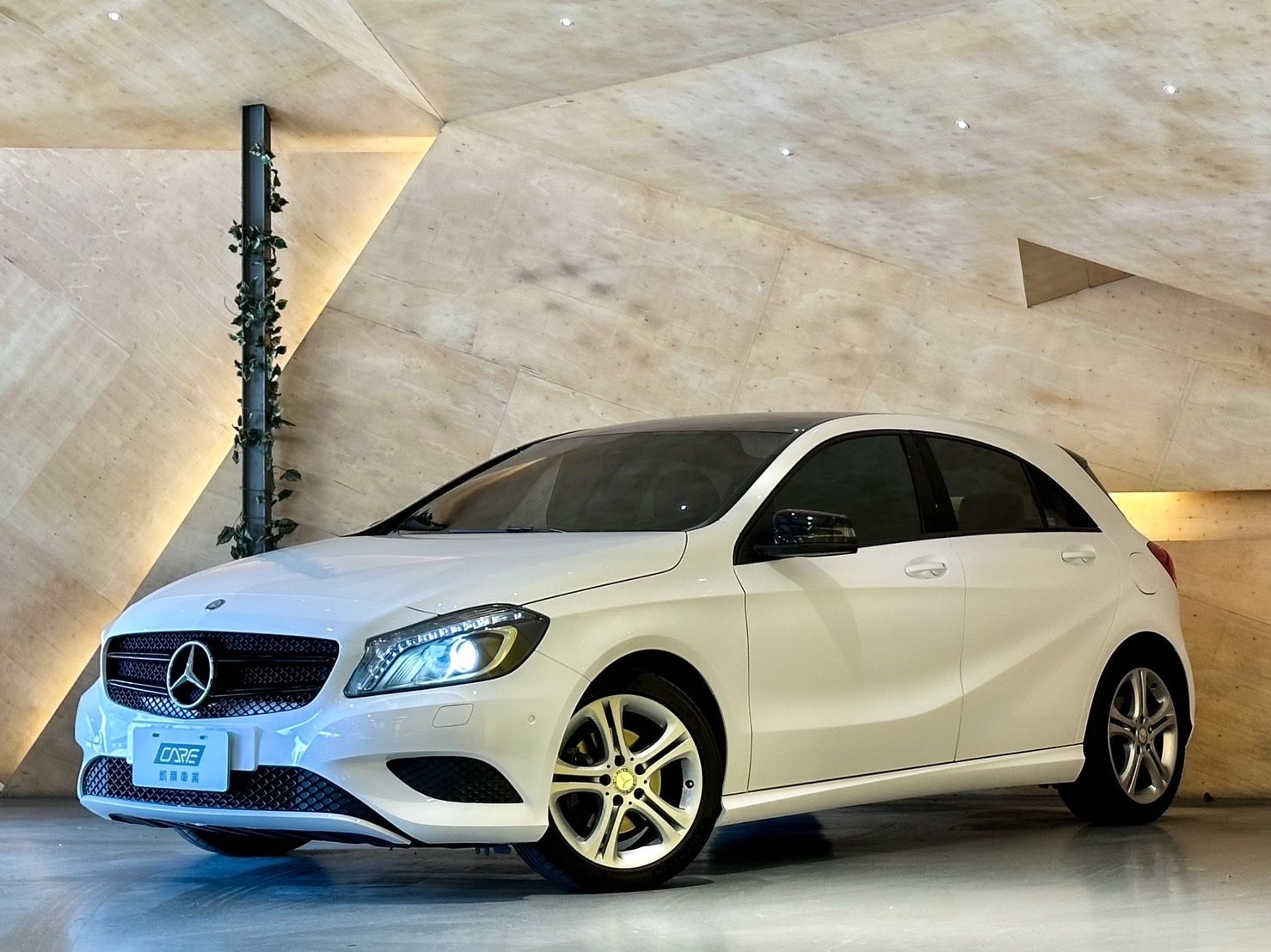 Mercedes-Benz A-Class 2015年二手車 83.0萬 台北市-凱爾車業-民族店 | 8891汽車