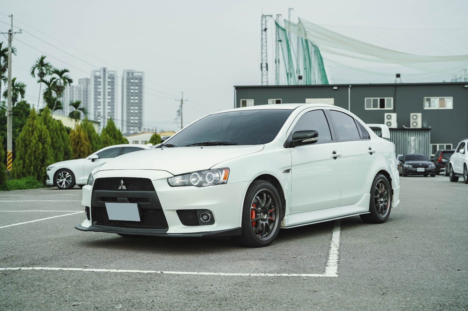 Mitsubishi Lancer Fortis 2016年二手車 16.0萬 台中市-飛辰專業貸款團隊 | 8891汽車