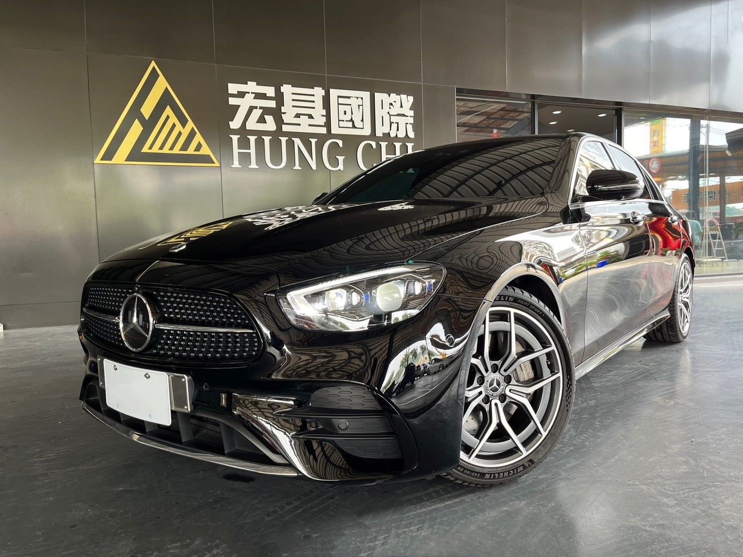 嚴選專區 - 【宏基國際】2021 E300 AMG 23P 香氛 自動停車 大滿配【中古車(二手車)價格/圖片/配備/說明】 | 8891汽車