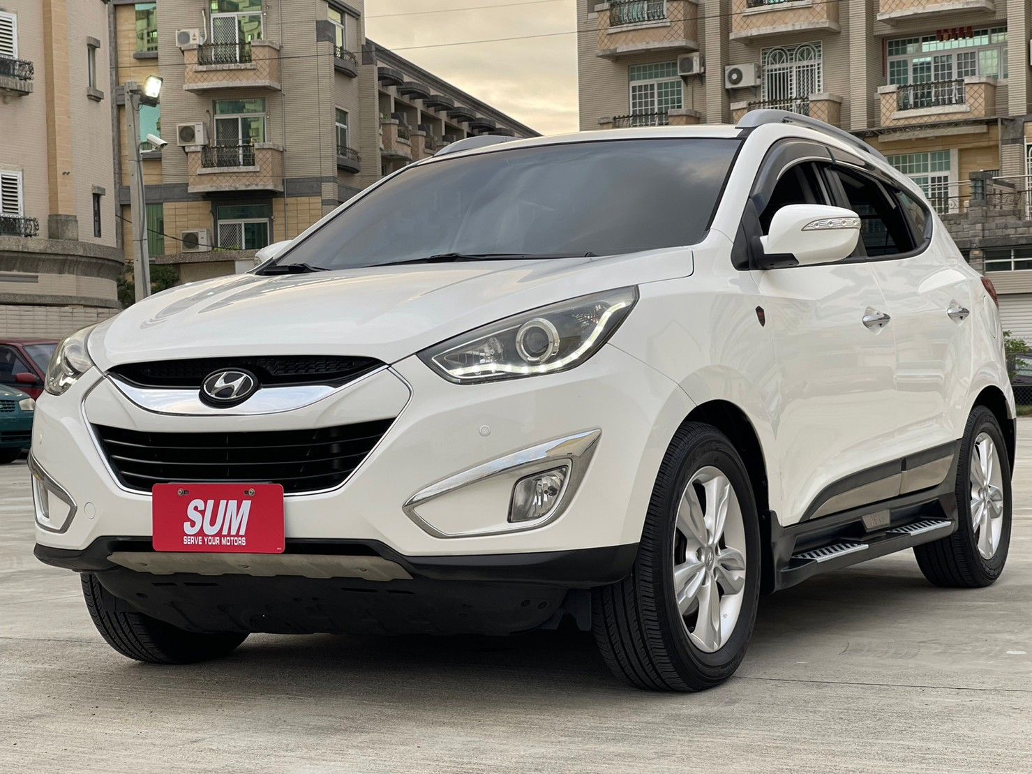 Hyundai ix35 2013年二手車 32.8萬 台南市-第一汽車 | 8891汽車