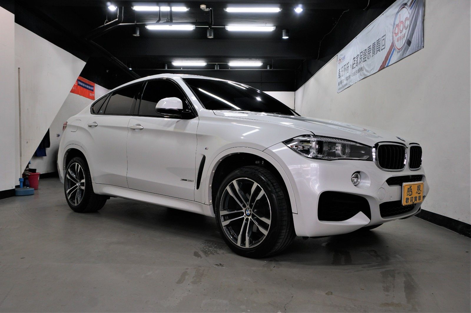 嚴選專區 - BMW X6 2019年二手車 186.0萬 新北市-感恩汽車 | 8891汽車