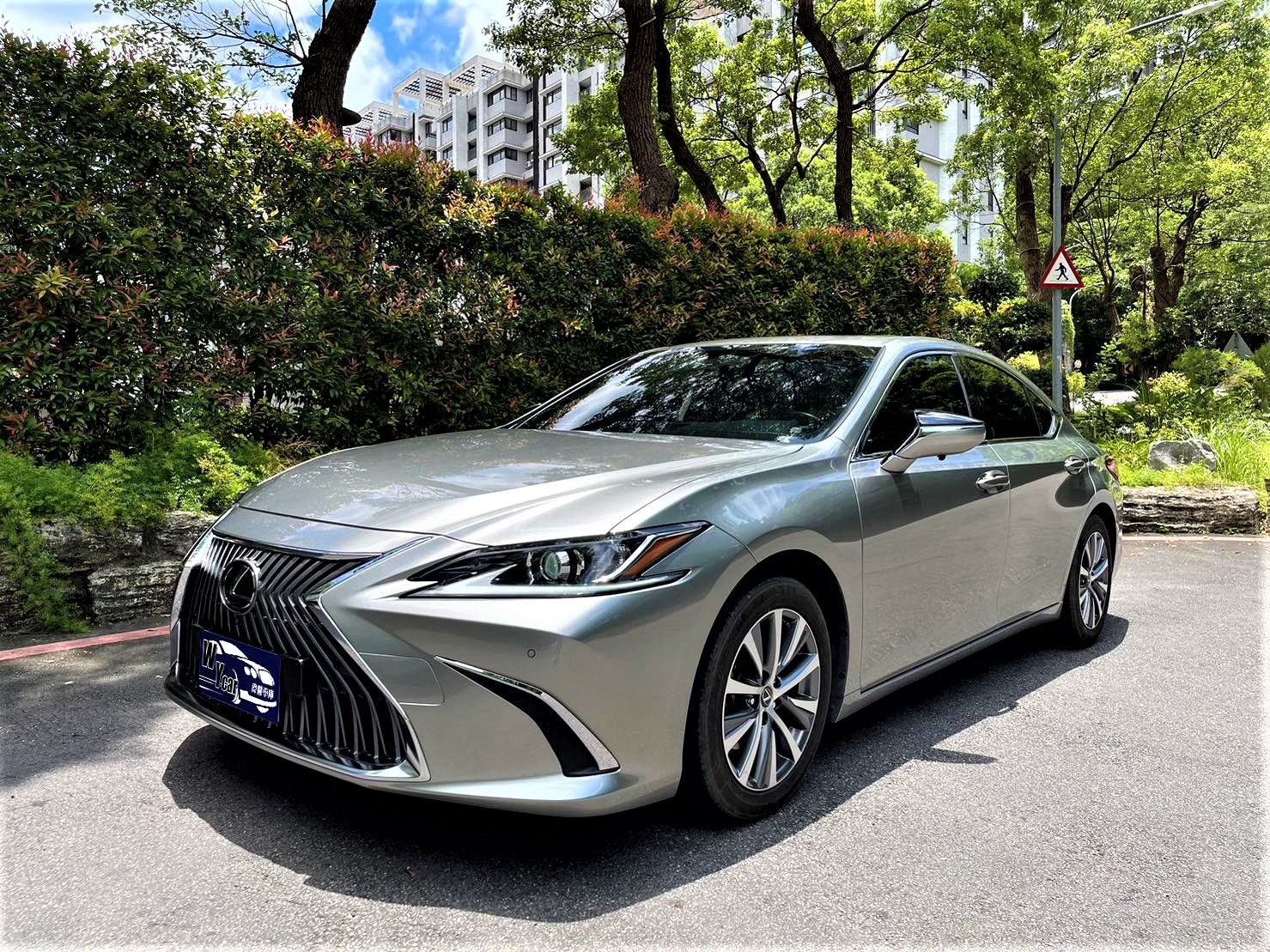 2019 ES200 實跑一萬 環景系統【中古車(二手車)價格/圖片/配備/說明】 | 8891汽車