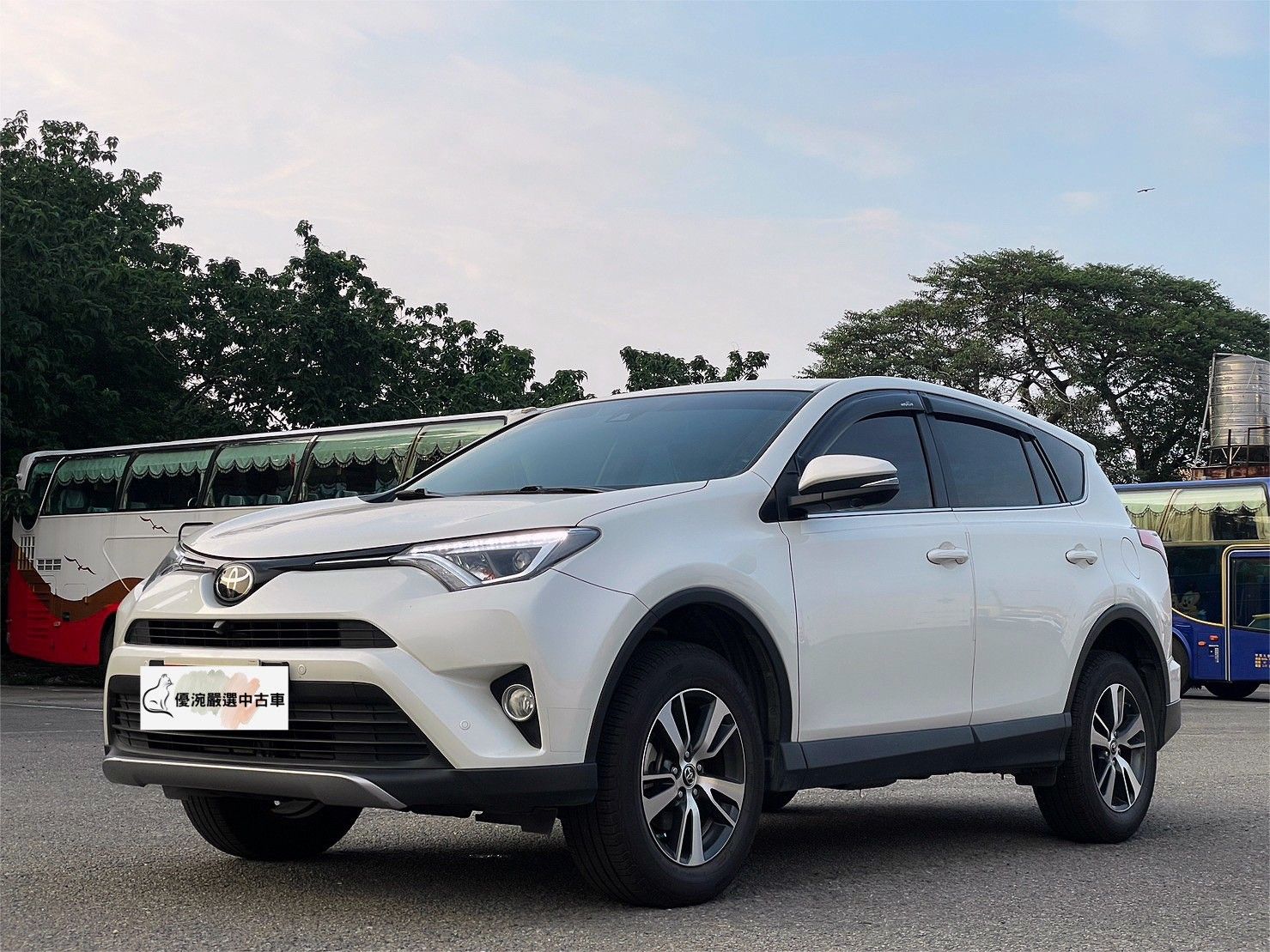 尊爵版2.0 ACC跟車/盲點/車偏/360環景/抬顯【中古車(二手車)價格/圖片/配備/說明】 | 8891汽車