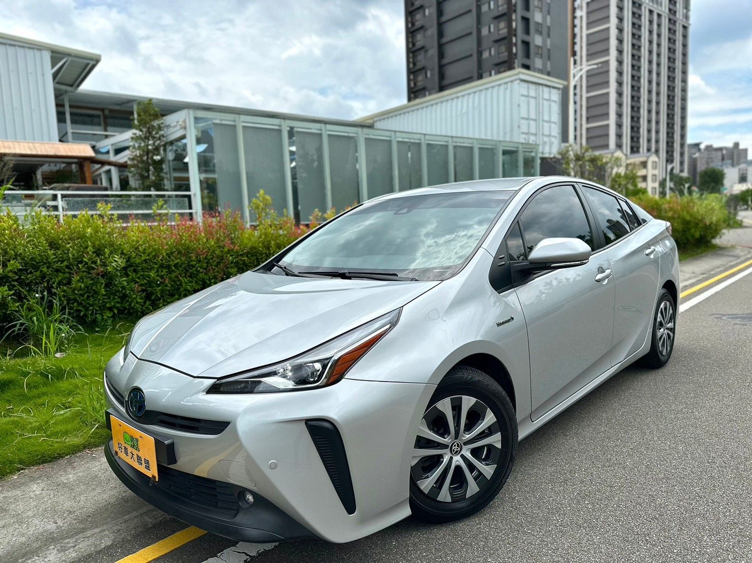 Toyota Prius 2019年二手車 電洽 桃園市-忠泰汽車 | 8891汽車