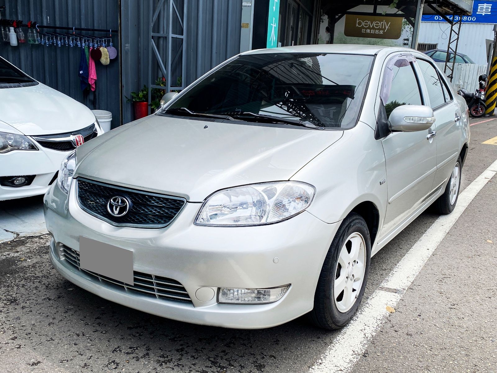 Toyota Vios 2003年二手車 8.8萬 新竹市-維克國際 | 8891汽車