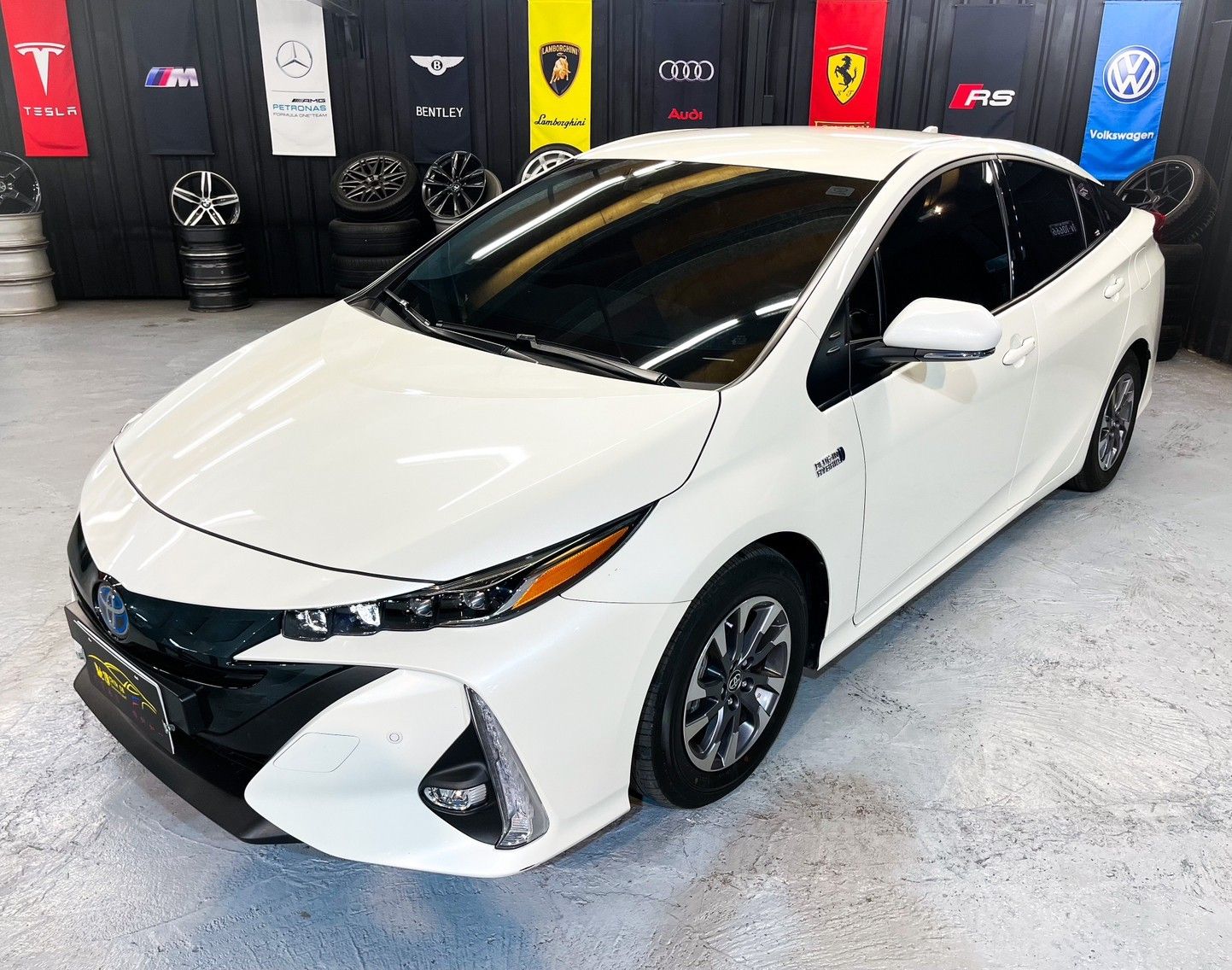Toyota Prius PHV 2020年二手車 89.8萬 新北市-馳達國際 | 8891汽車