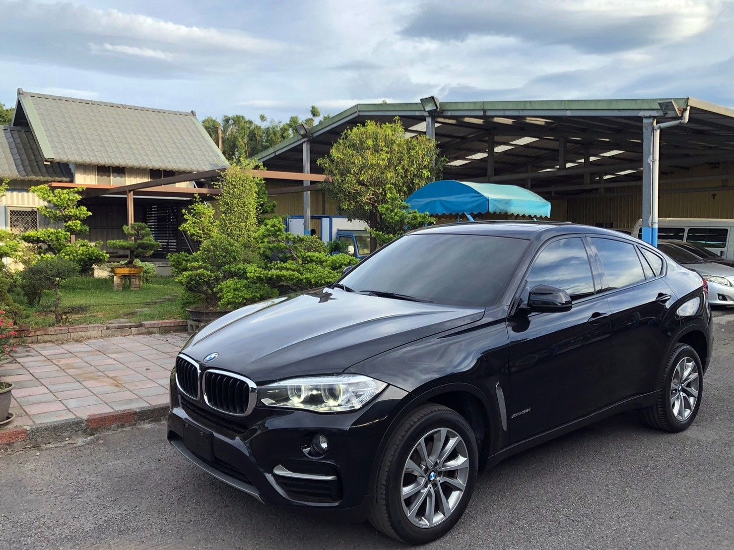 BMW X6 2017年二手車 118.0萬 桃園市-阿晨車庫 | 8891汽車