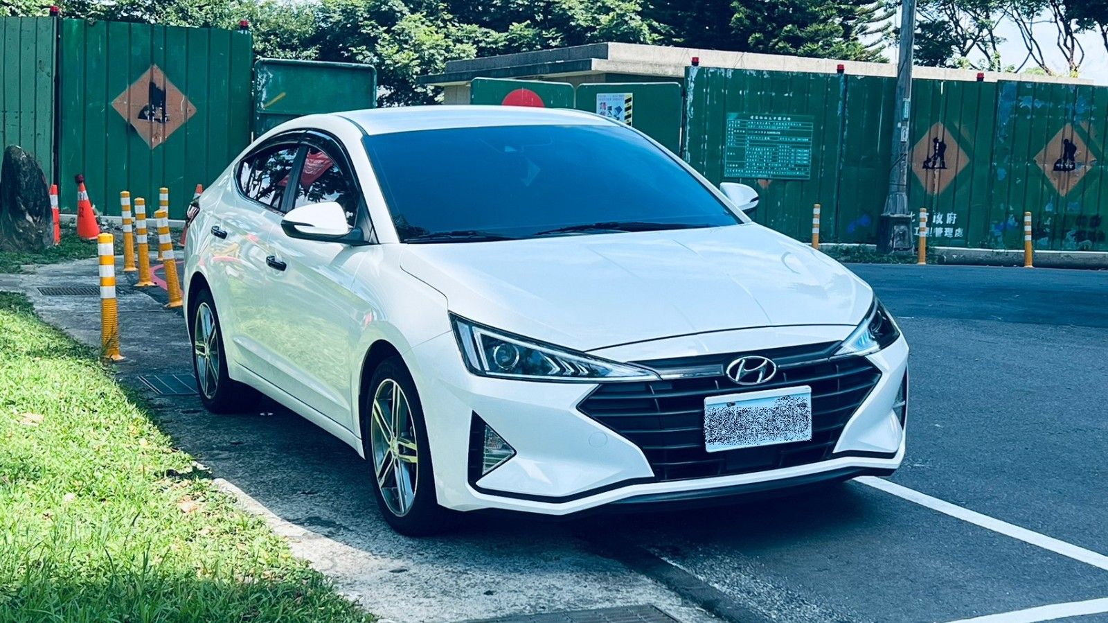 Hyundai Elantra 2019年二手車 31.8萬 桃園市-阿國車庫 | 8891汽車