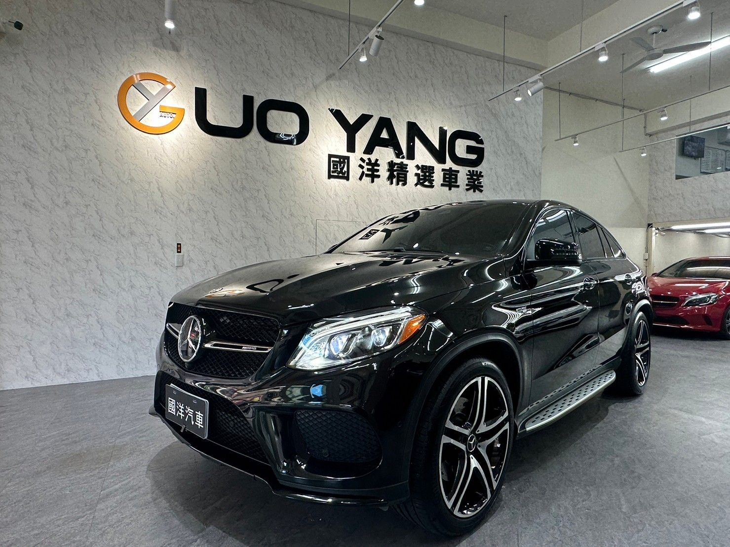 Mercedes-Benz GLE Coupe 2017年二手車 220.8萬 新北市-國洋國際精選車業 | 8891汽車