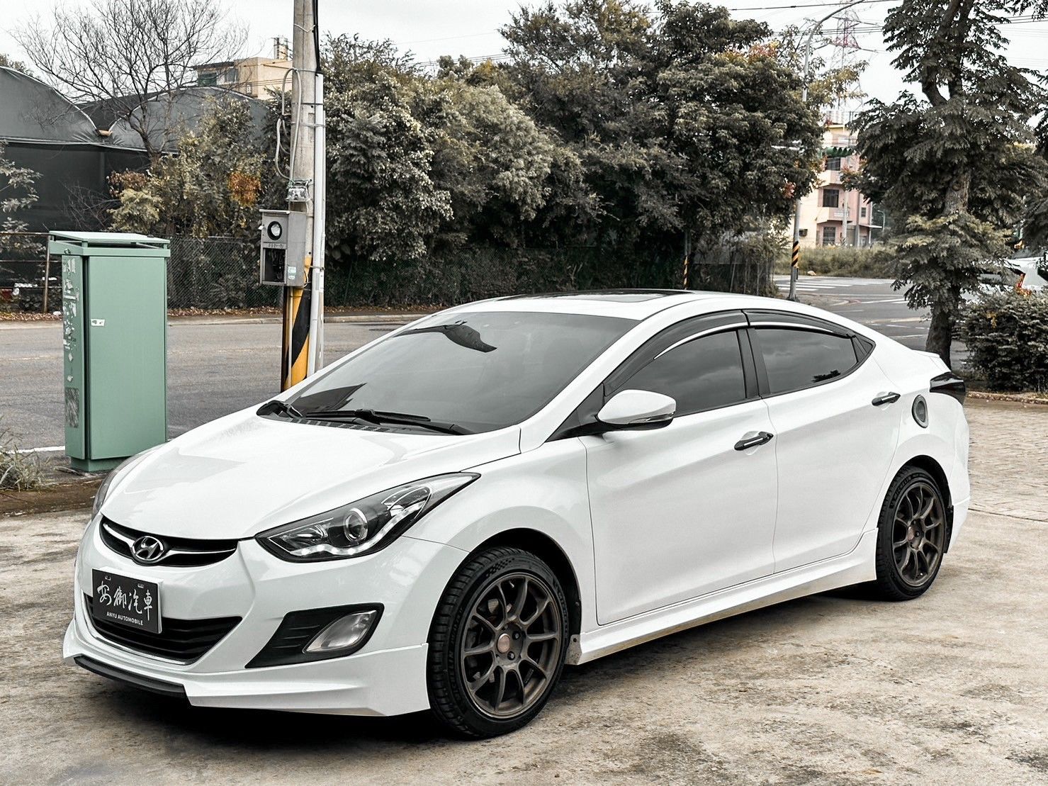Hyundai Elantra 2013年二手車 21.0萬 桃園市-安御汽車 | 8891汽車