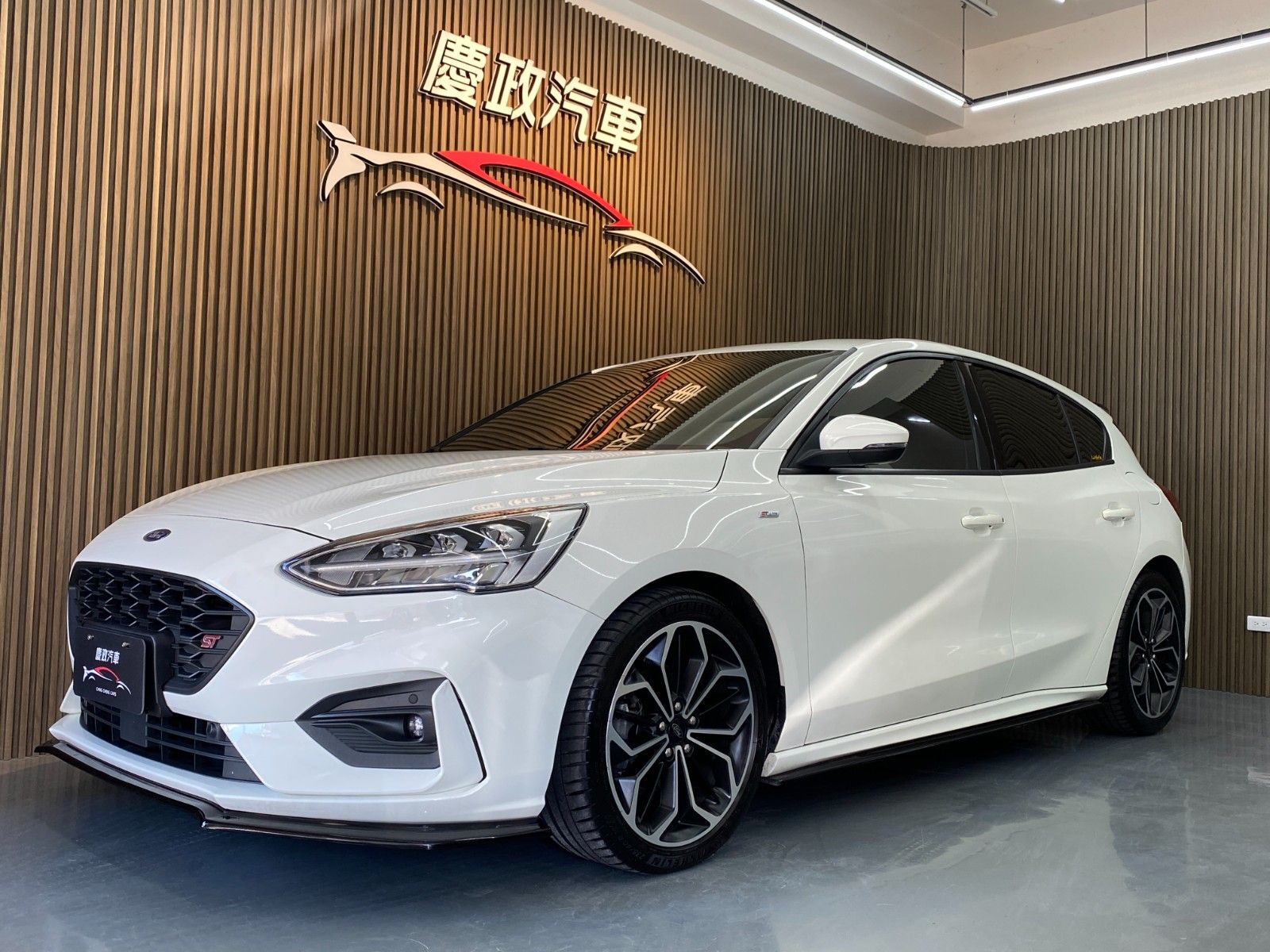 Ford Focus ST Line 2020年二手車 電洽 新北市-慶政汽車 | 8891汽車