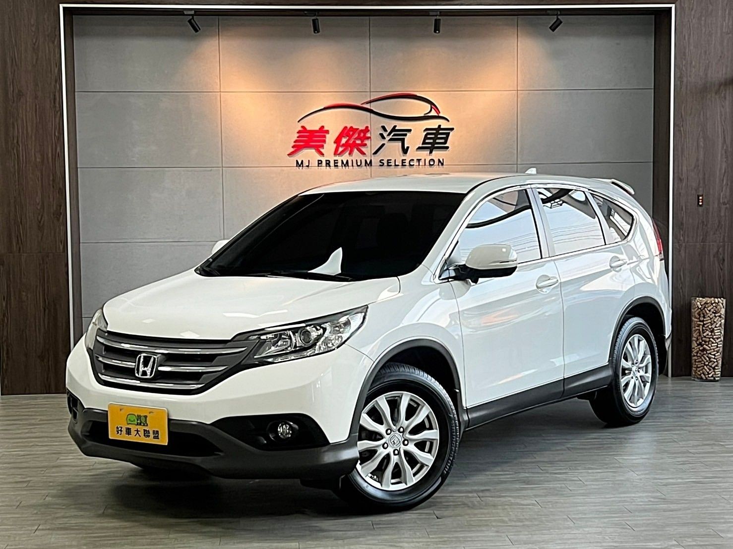 Honda CR-V 2015年二手車 35.8萬 台中市-美傑汽車 | 8891汽車