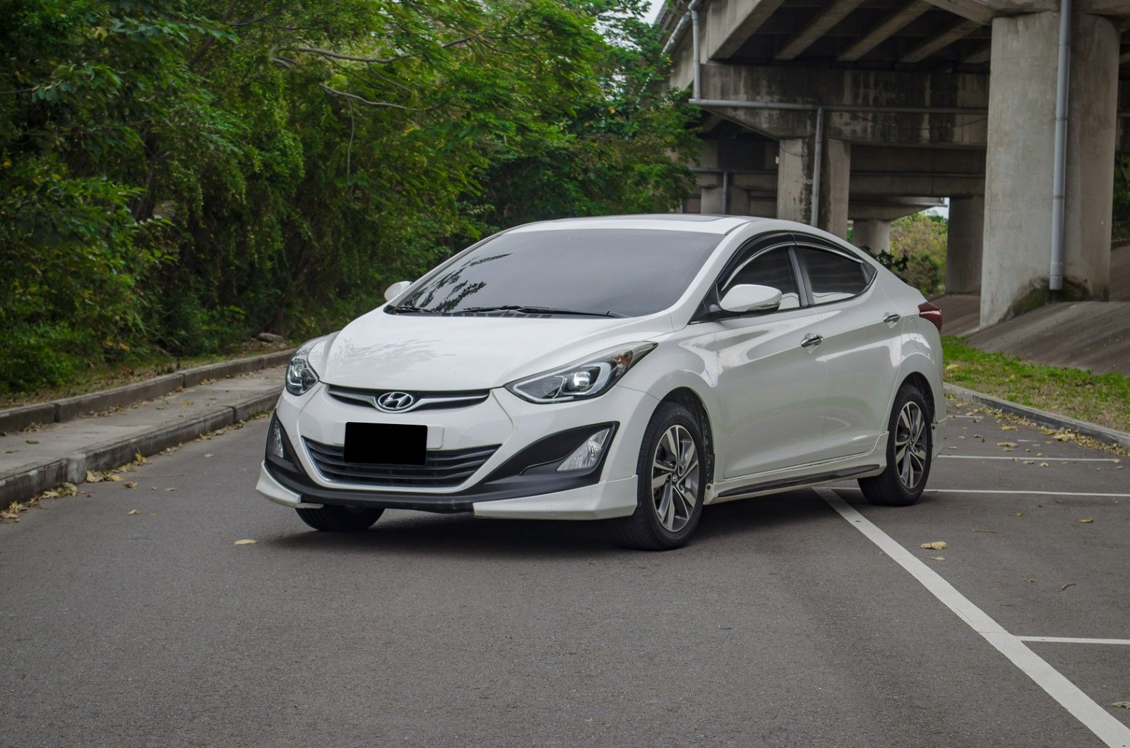 Hyundai Elantra 2017年二手車 35.8萬 新竹市-佳蔗買車業 | 8891汽車