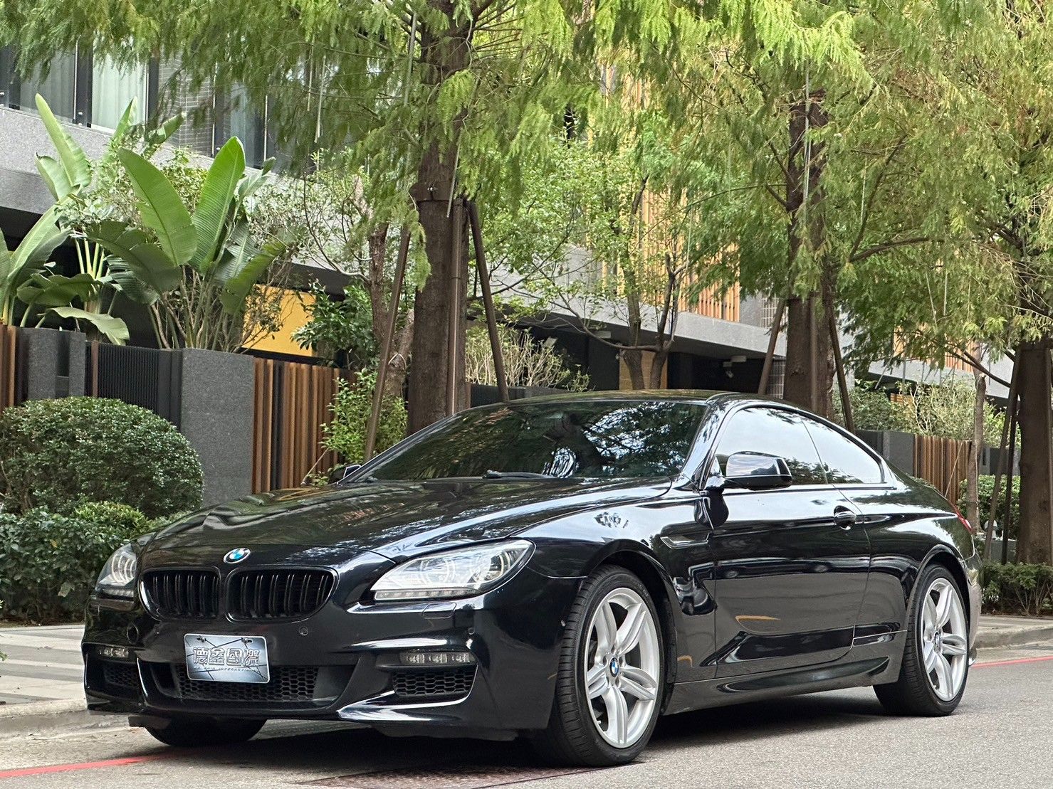 BMW 6-Series 2014年二手車 119.8萬 台中市-德鑫汽車有限公司 | 8891汽車