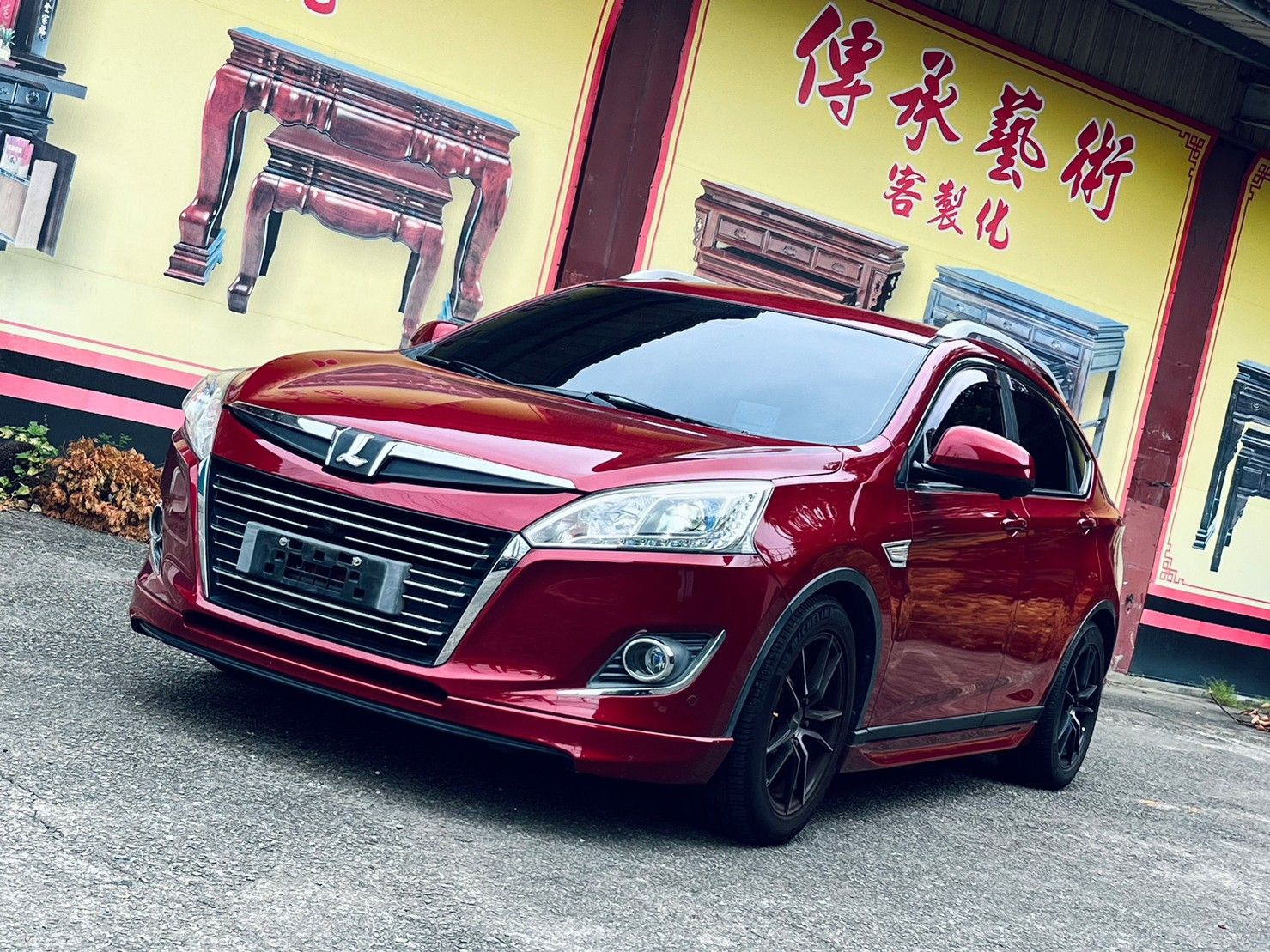 Luxgen U6 Turbo ECO Hyper 2015年二手車 21.5萬 桃園市-推薦桃園-力揚汽車 | 8891汽車