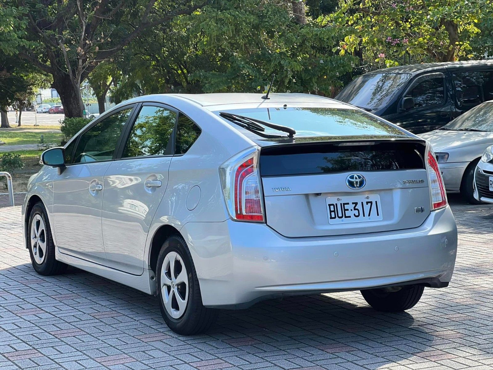 Toyota Prius 2012年二手車 26.0萬 台南市-東林 | 8891汽車