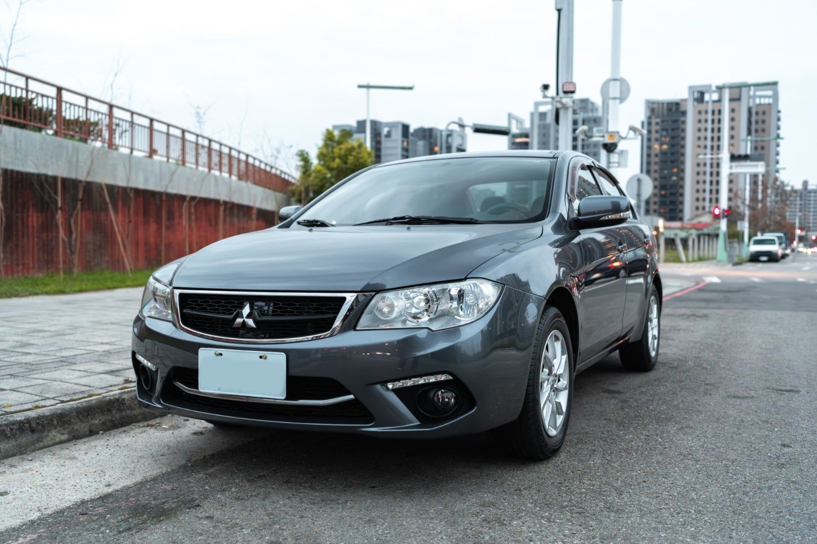 嚴選專區 - Mitsubishi Lancer Fortis 2014年二手車 15.8萬 台中市-三民汽車 | 8891汽車