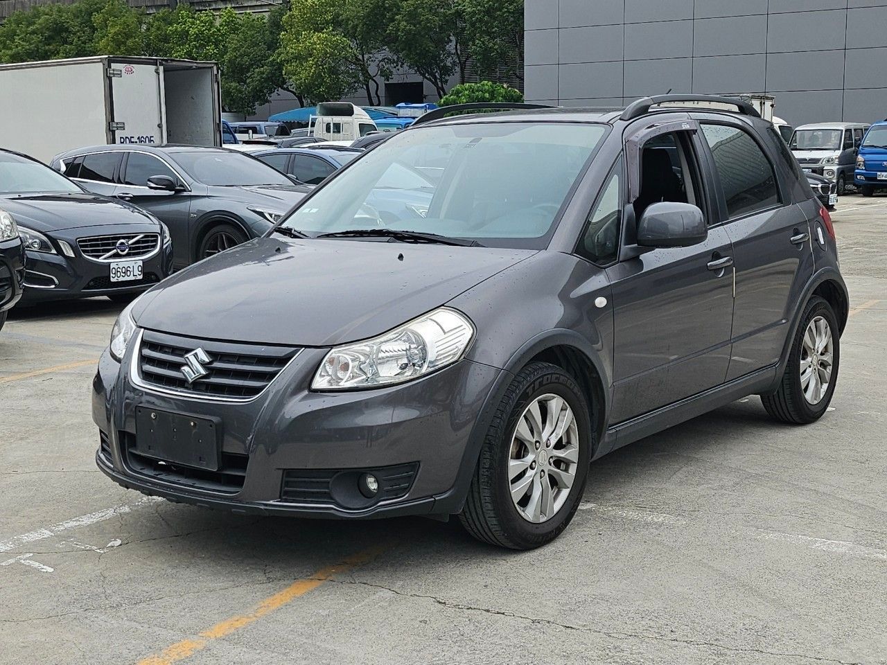Suzuki SX4 2013年二手車 15.0萬 新北市-SUM龍輝汽車商行 | 8891汽車