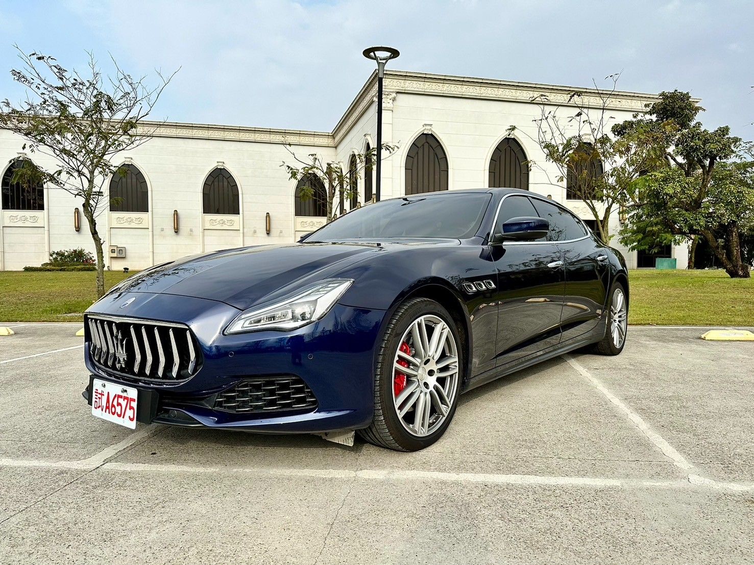 嚴選專區 - Maserati Quattroporte 2018年二手車 182.8萬 新北市-宏悅汽車 | 8891汽車