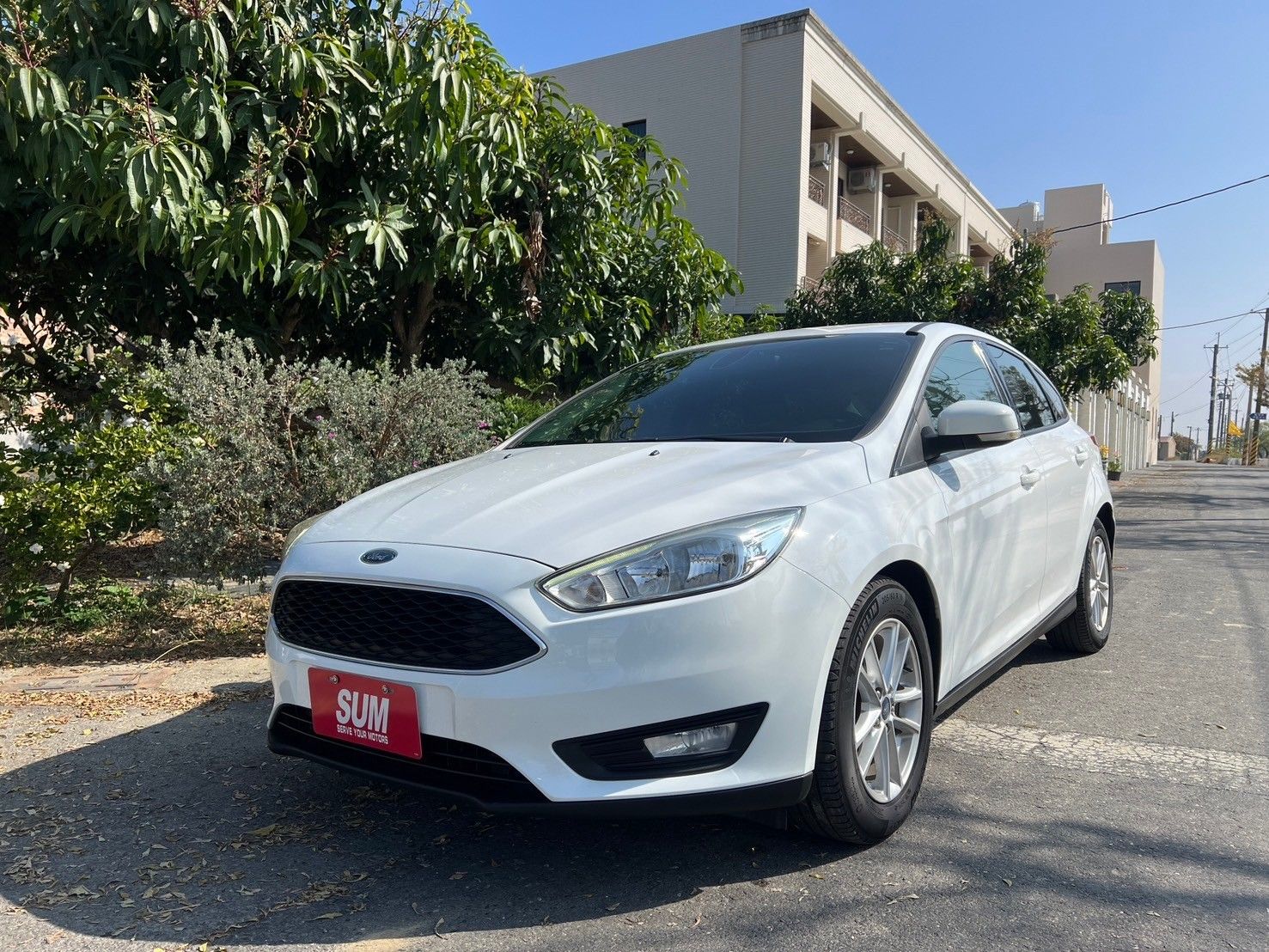 Ford Focus 5D 2017年二手車 35.8萬 台南市-SUM車易購汽車 | 8891汽車