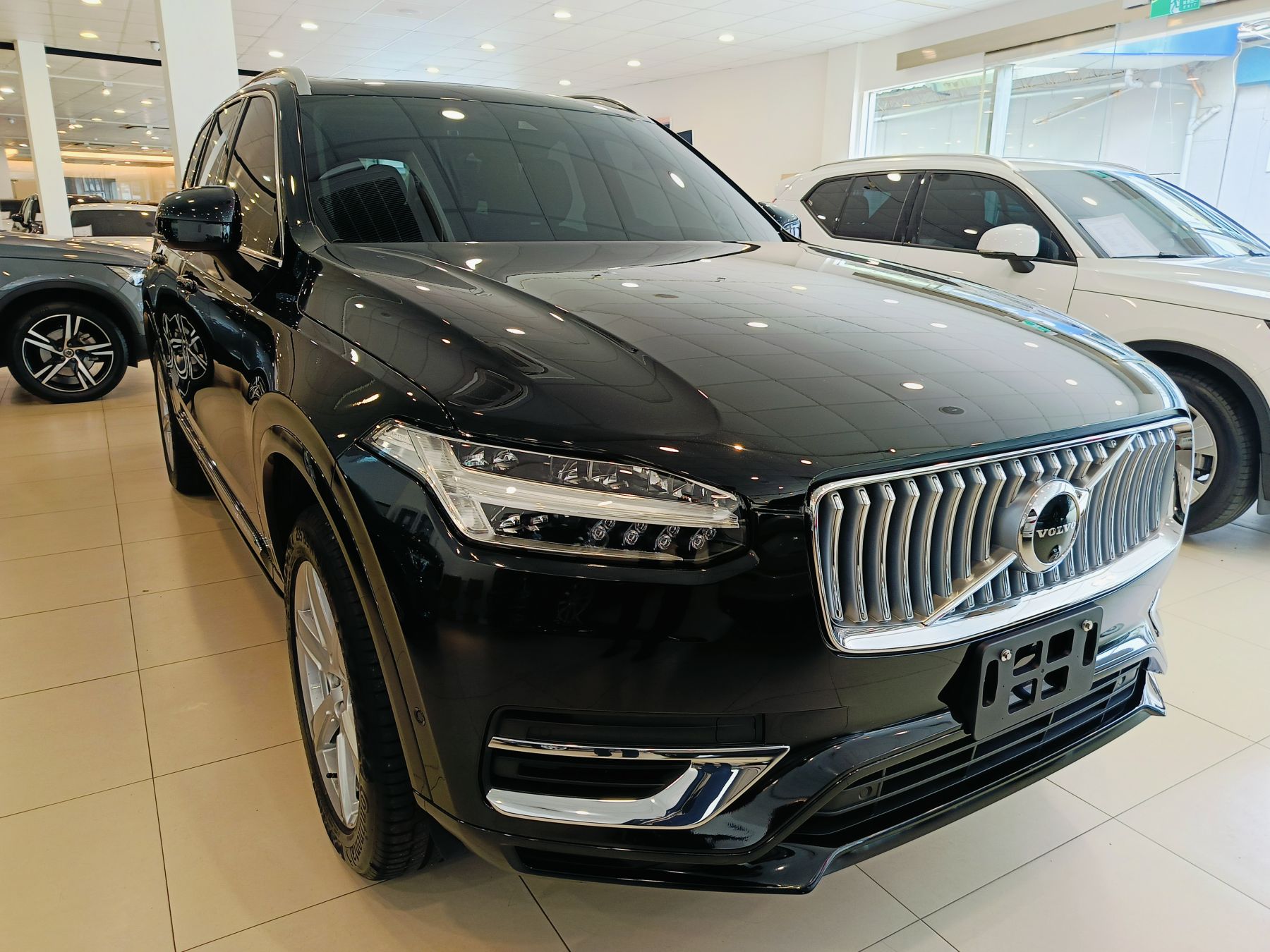 Volvo XC90 2023年二手車 203.0萬 台北市-Volvo新凱認證車 | 8891汽車