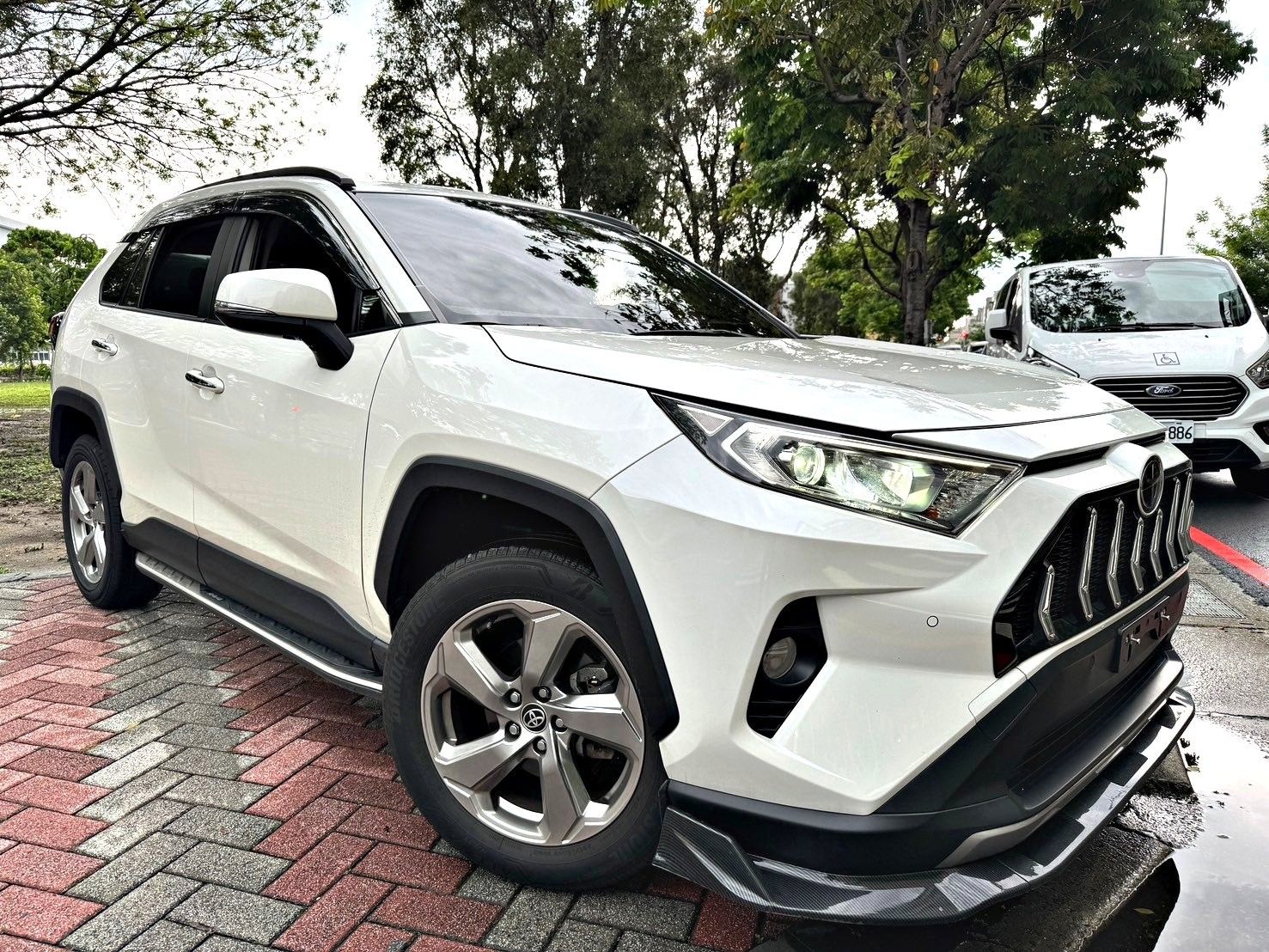 Toyota RAV4 2022年二手車 71.8萬 台中市-新永汽車 | 8891汽車