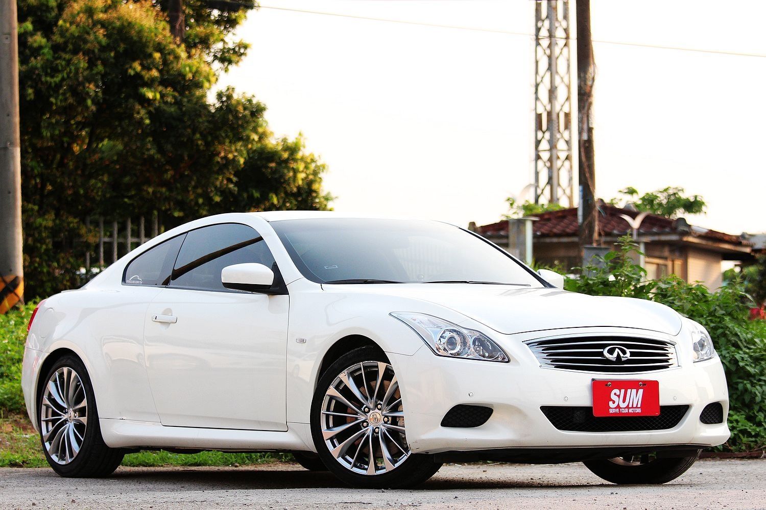 Infiniti G37 2014年二手車 33.8萬 桃園市-小馬選好車量販店 | 8891汽車