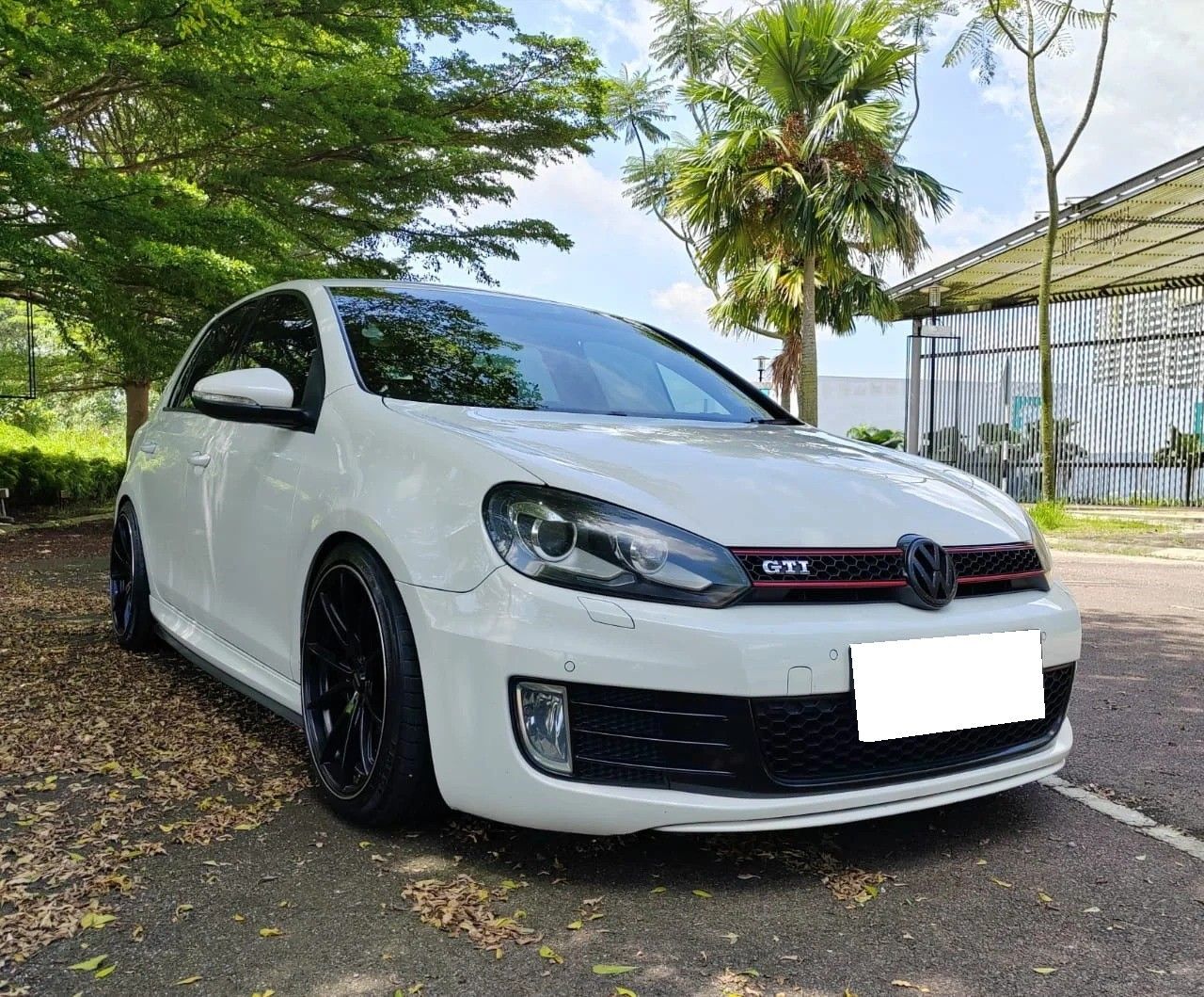 Volkswagen Golf GTI 2011年二手車 32.8萬 新北市-瑋輪車賞-汽車買賣 | 8891汽車
